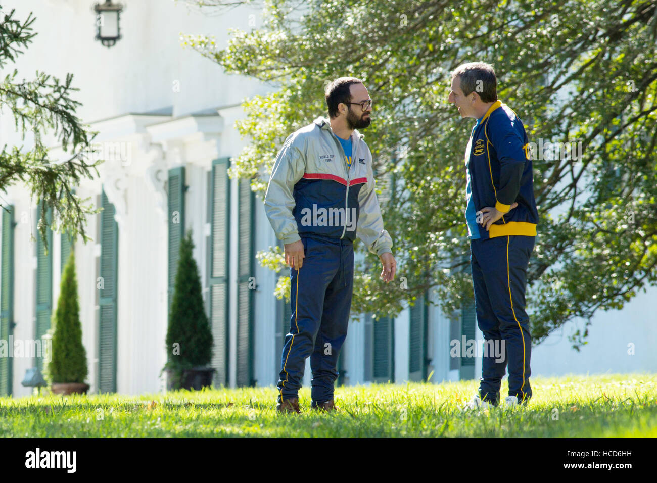 FOXCATCHER, from left: Mark Ruffalo, Steve Carell, 2013. Ph: Scott ...
