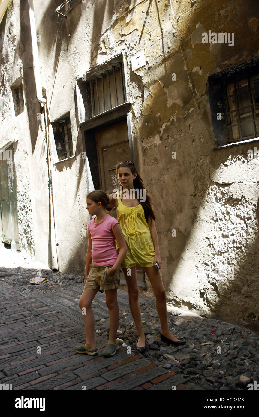 GENOVA, from left: Perla Haney-Jardine, Willa Holland, 2008. Ph: Phil ...
