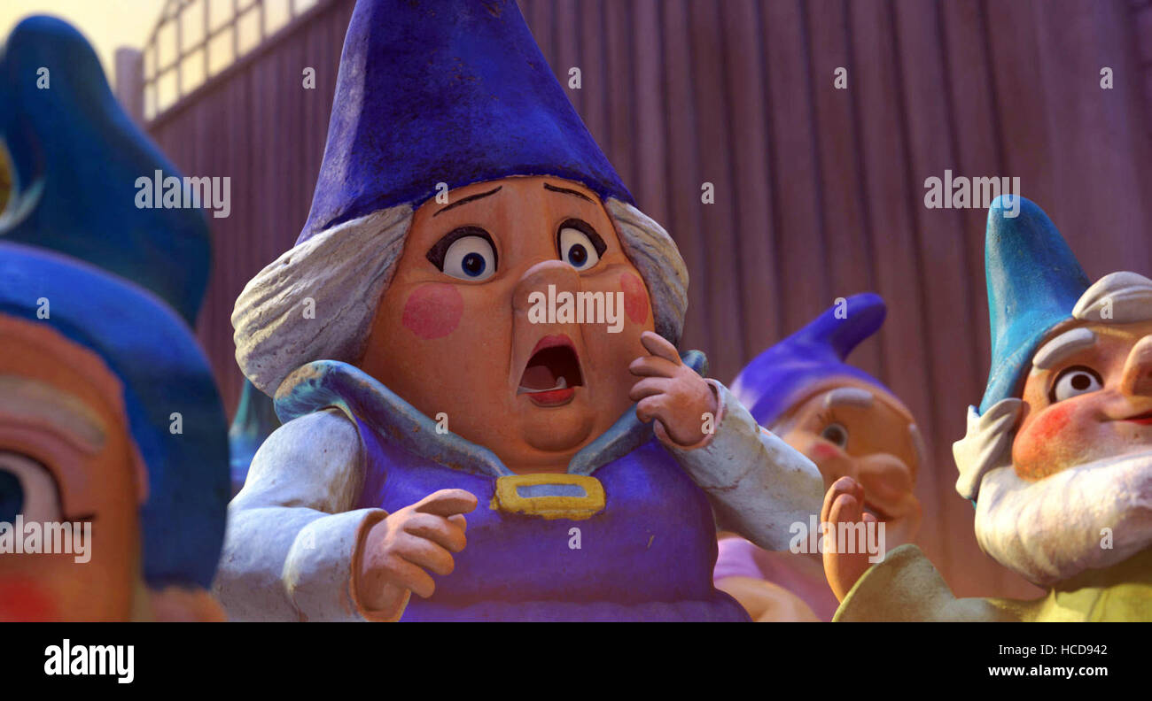 GNOMEO & JULIET, (aka GNOMEO AND JULIET), Lady Bluebury (voice: Maggie ...
