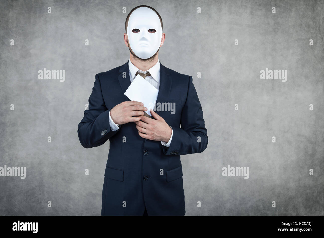 Receive bribes hi-res stock photography and images - Alamy