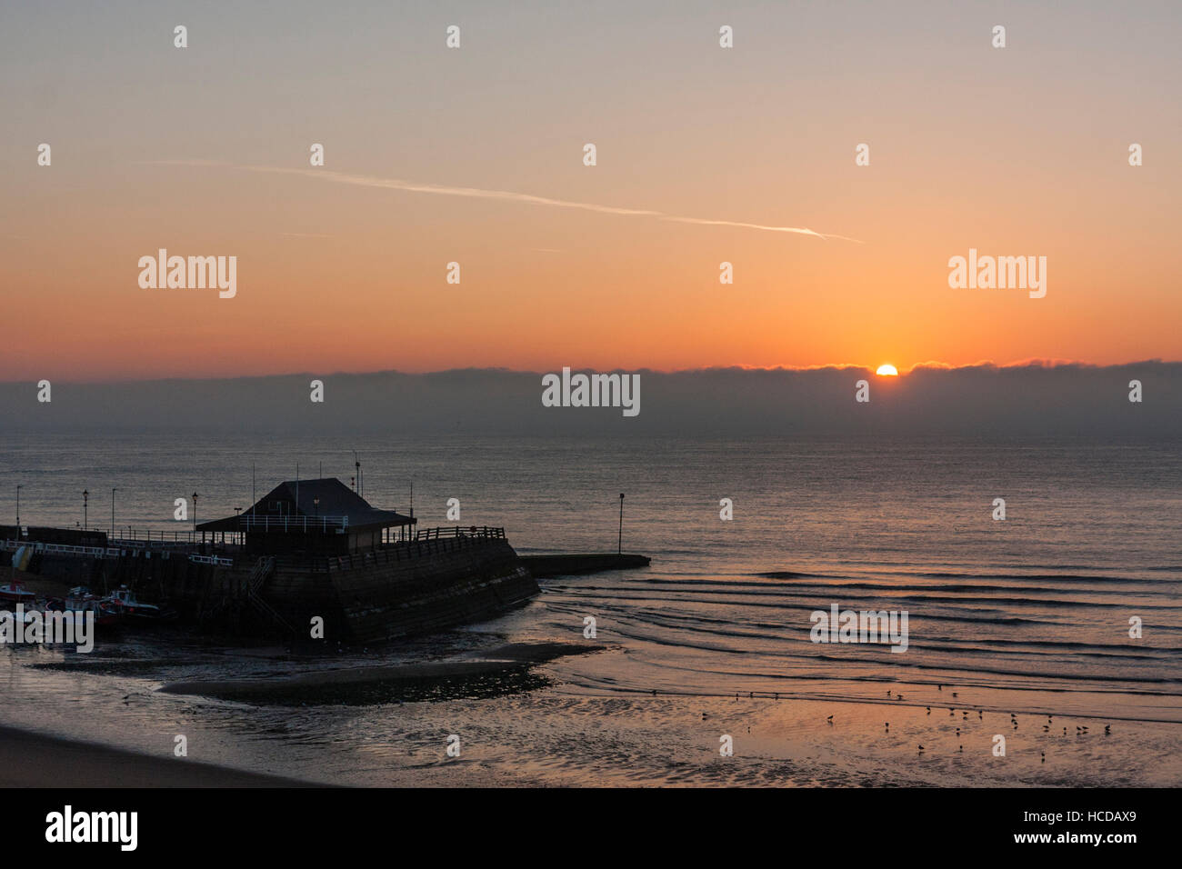 Broadstairs pier harbour hi-res stock photography and images - Alamy