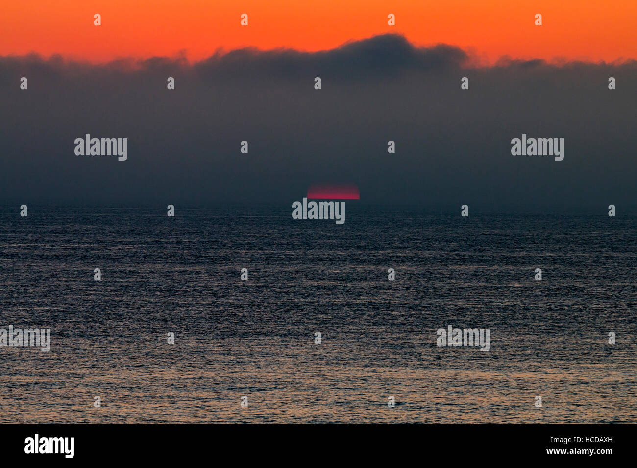 England broadstairs sunrise over english hi-res stock photography and ...