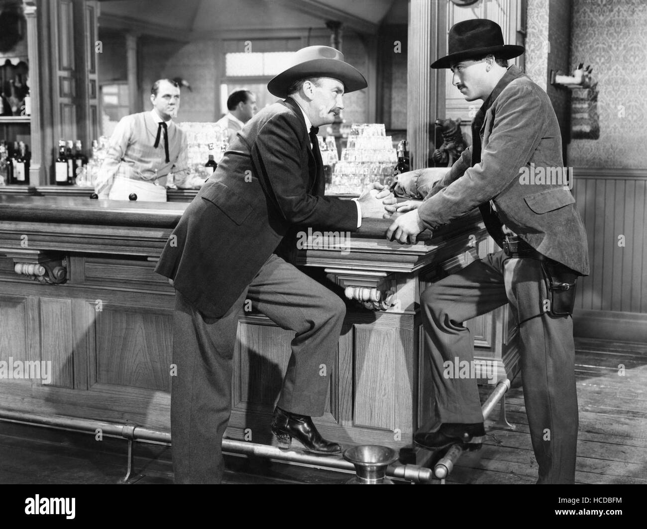 THE GUNFIGHTER, Gregory Peck, Millard Mitchell, Karl Malden, 1950, TM ...