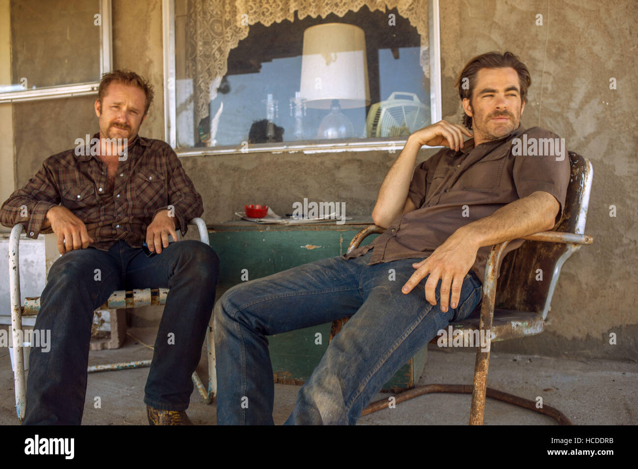 HELL OR HIGH WATER, from left: Ben Foster, Chris Pine, 2016, ph: Lorey ...