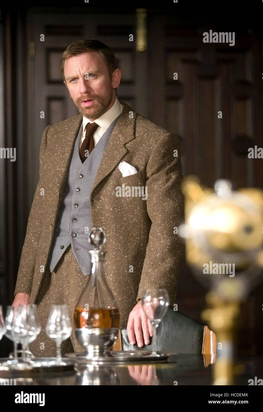 THE GOLDEN COMPASS, (aka HIS DARK MATERIALS: THE GOLDEN COMPASS, aka ...