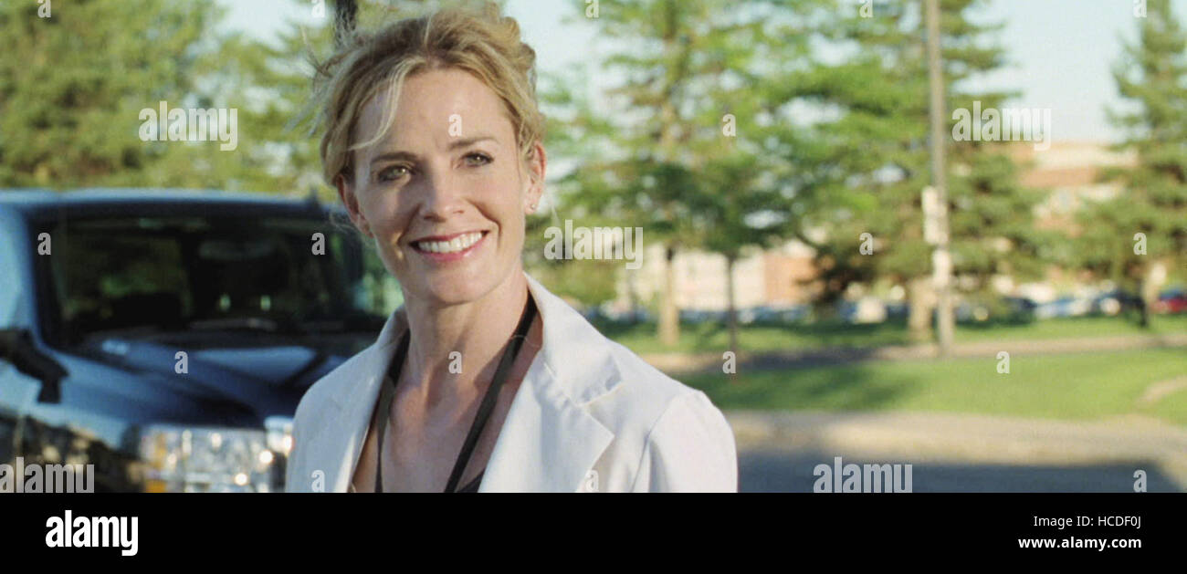 HOUSE AT THE END OF THE STREET, Elisabeth Shue, 2012. ©Rogue Pictures ...