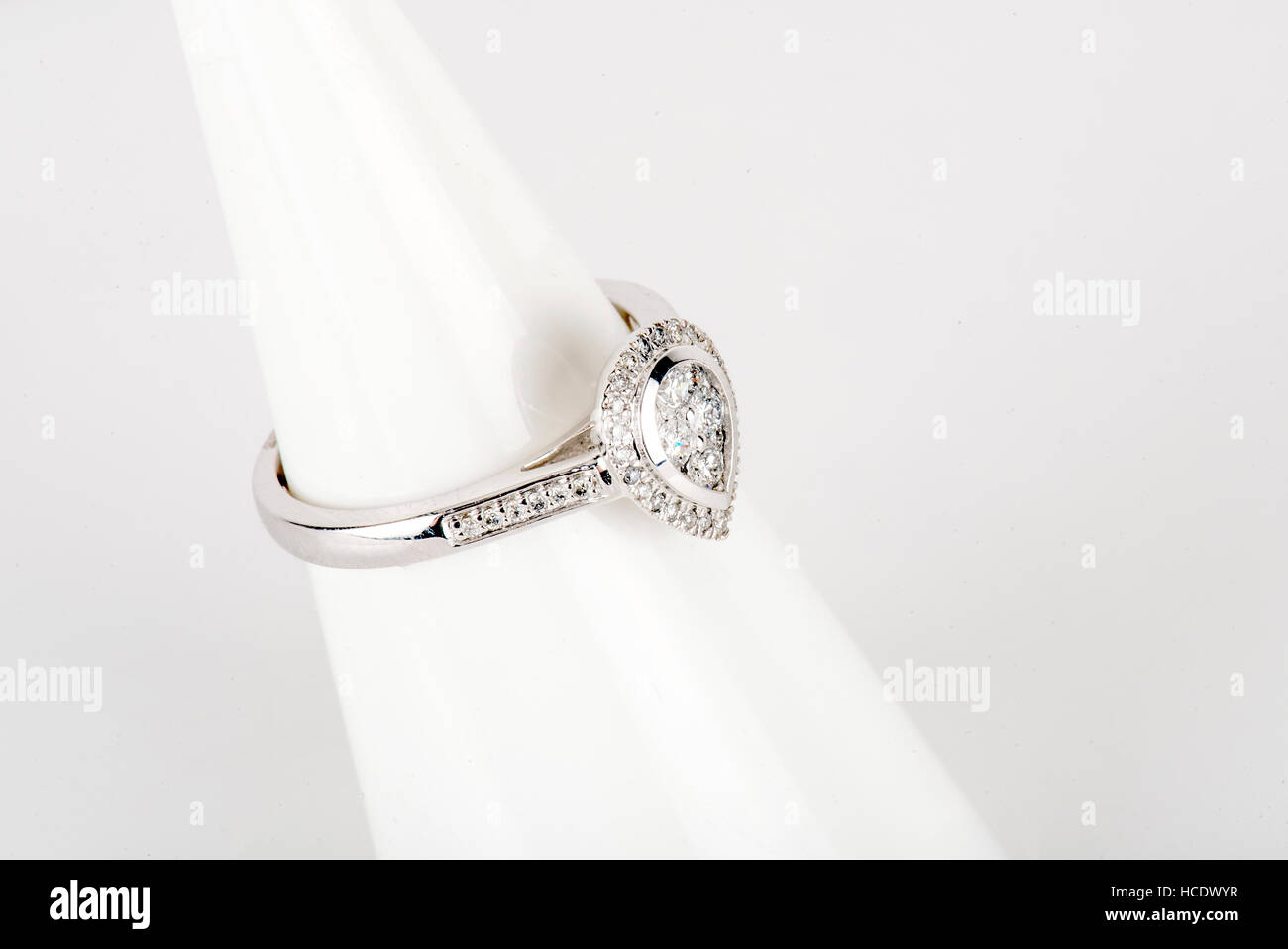 Silver sapphire rings hi-res stock photography and images - Alamy