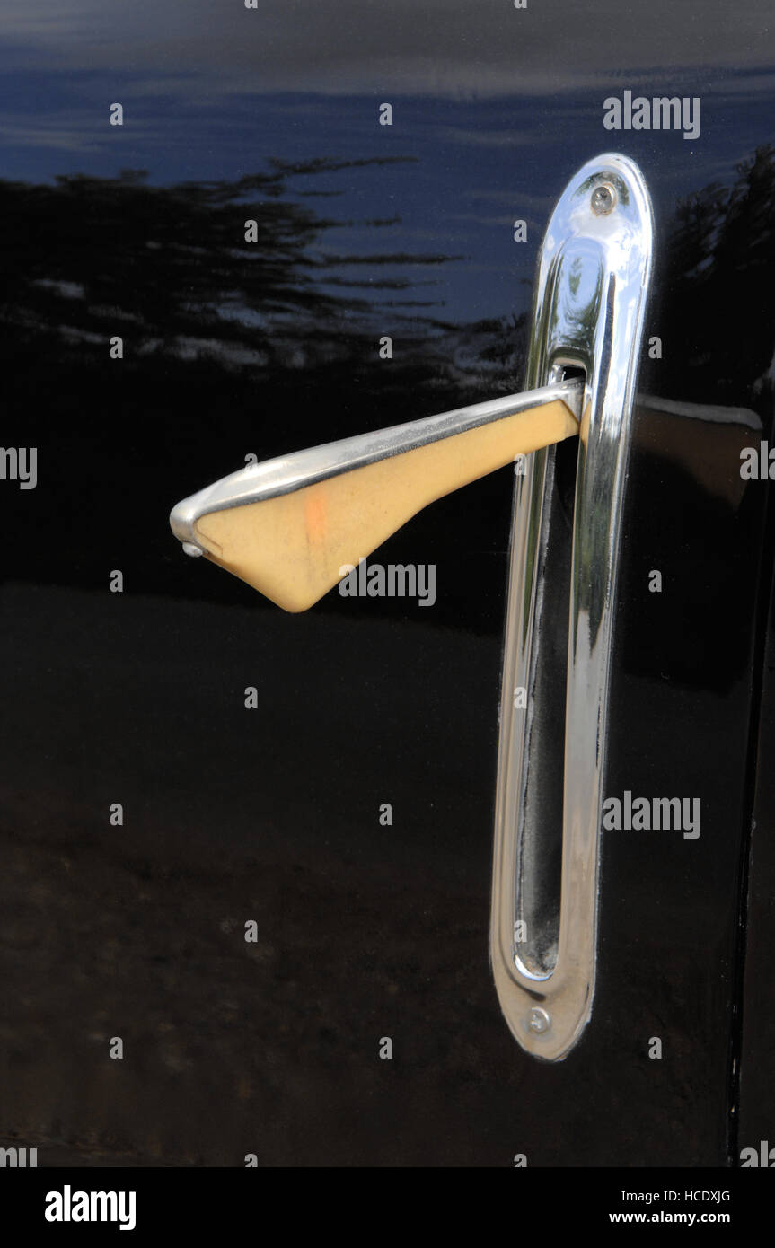 Black A90 Austin Atlantic Trafficator Stock Photo - Alamy