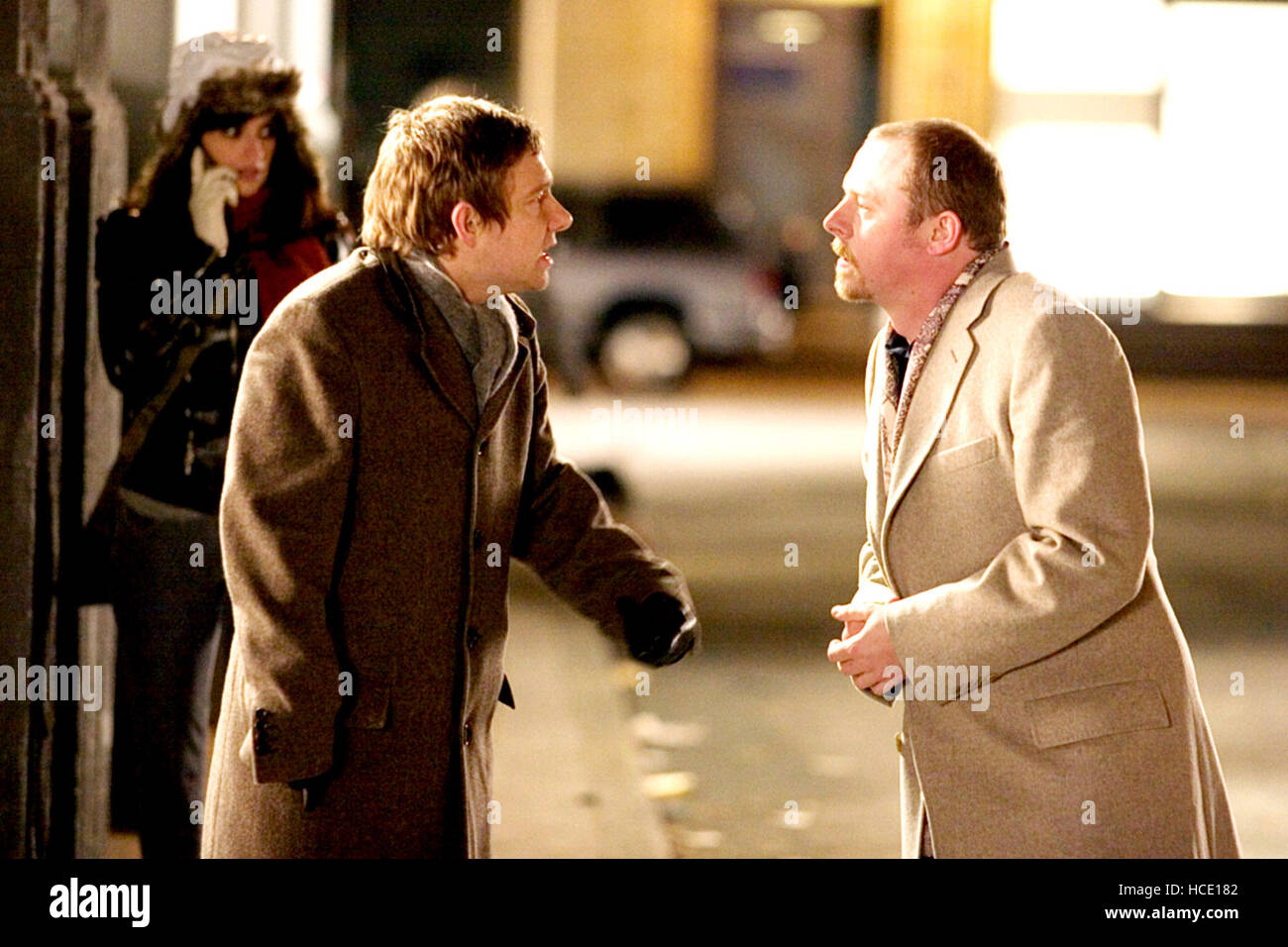 THE GOOD NIGHT, Penelope Cruz (background), Martin Freeman, Simon Pegg ...