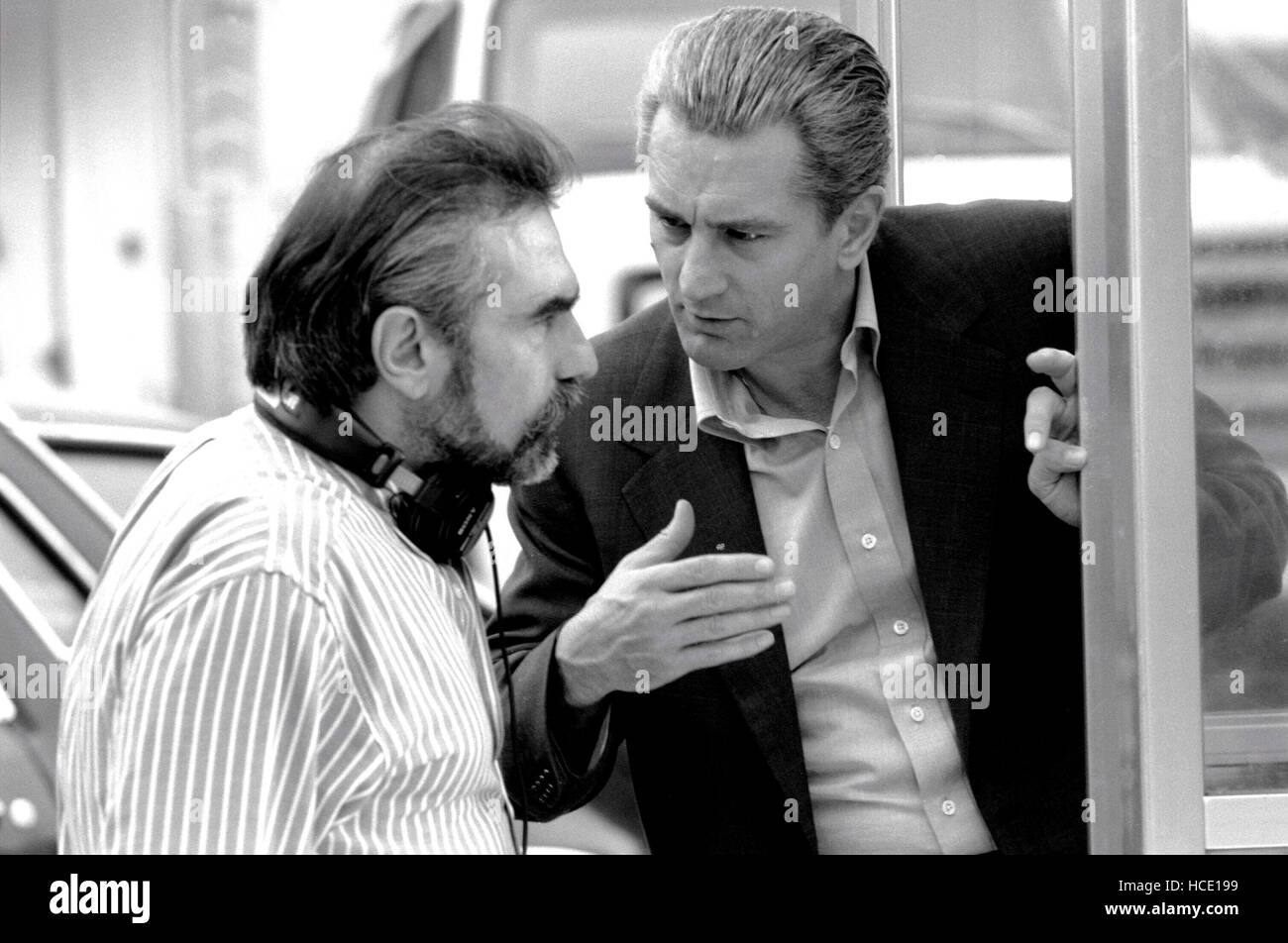 GOODFELLAS, director Martin Scorsese, Robert De Niro on set, 1990, (c ...