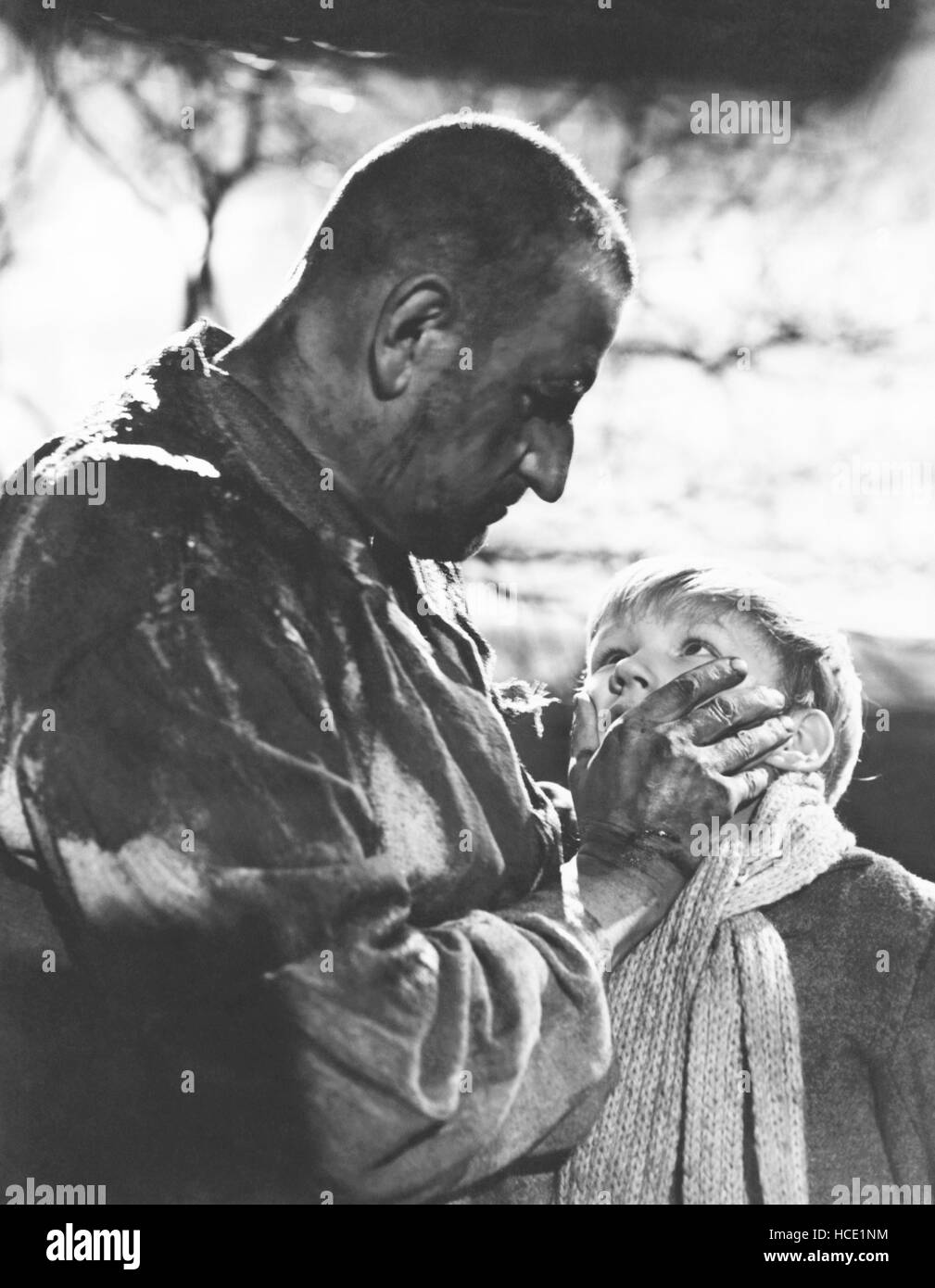 GREAT EXPECTATIONS, from left: Finlay Currie, Tony Wager, 1946 Stock ...