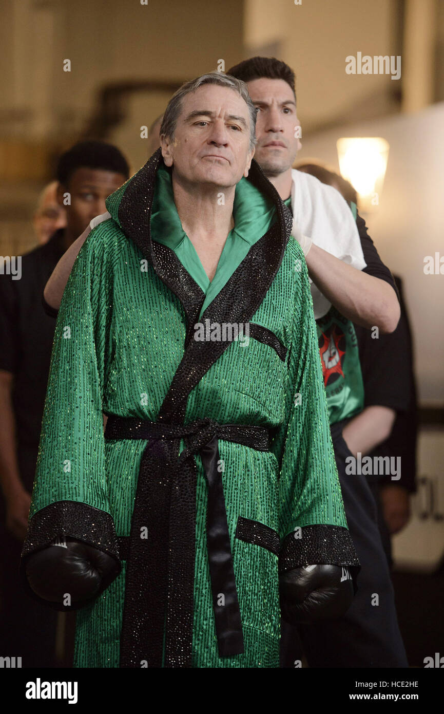 GRUDGE MATCH, from left: Robert De Niro, Jon Bernthal, 2013. ph: Ben ...