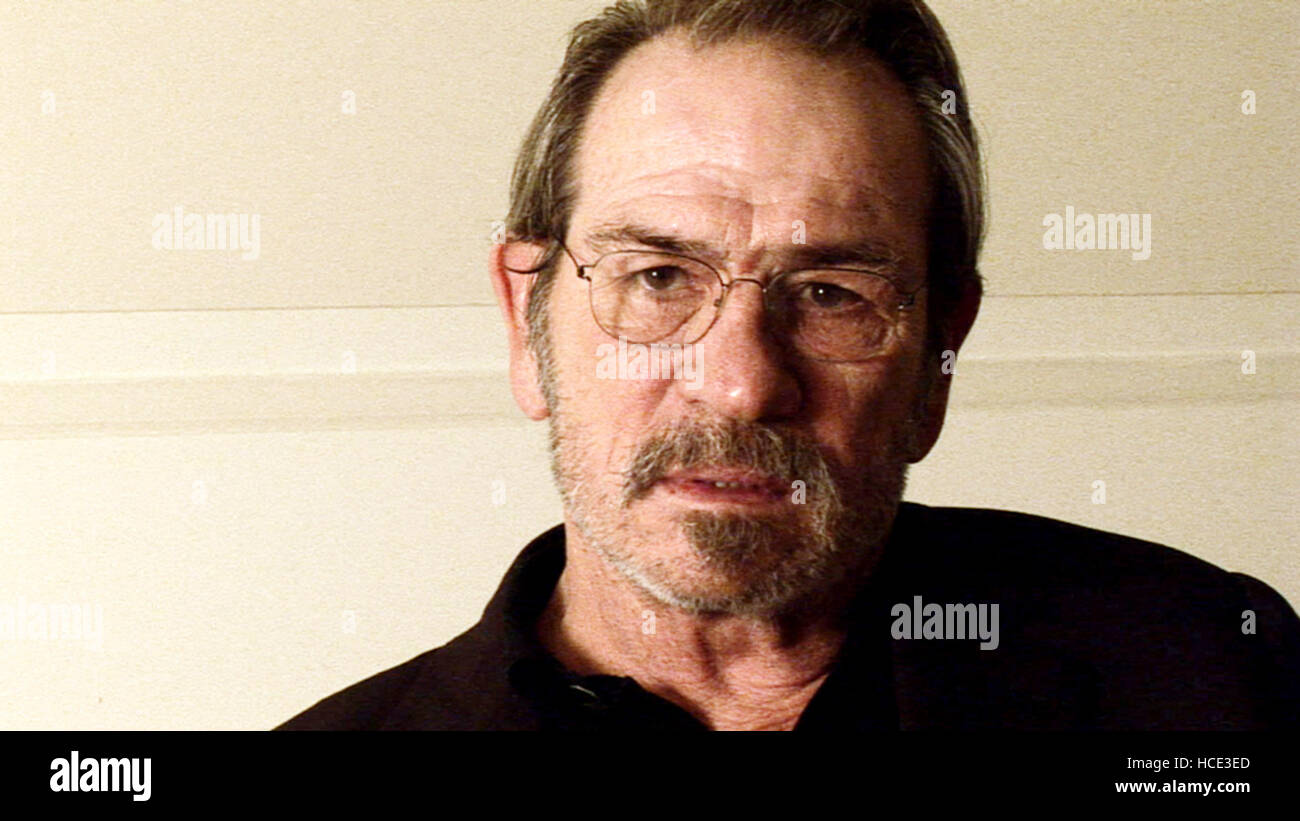 HARVARD BEATS YALE 29-29, Tommy Lee Jones, 2008 Stock Photo - Alamy