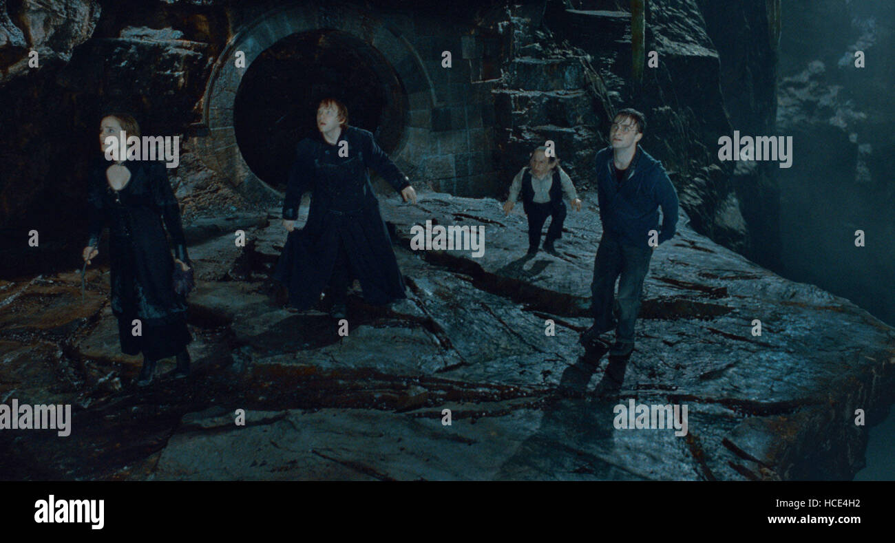 HARRY POTTER AND THE DEATHLY HALLOWS: PART 2, from left: Emma Watson ...