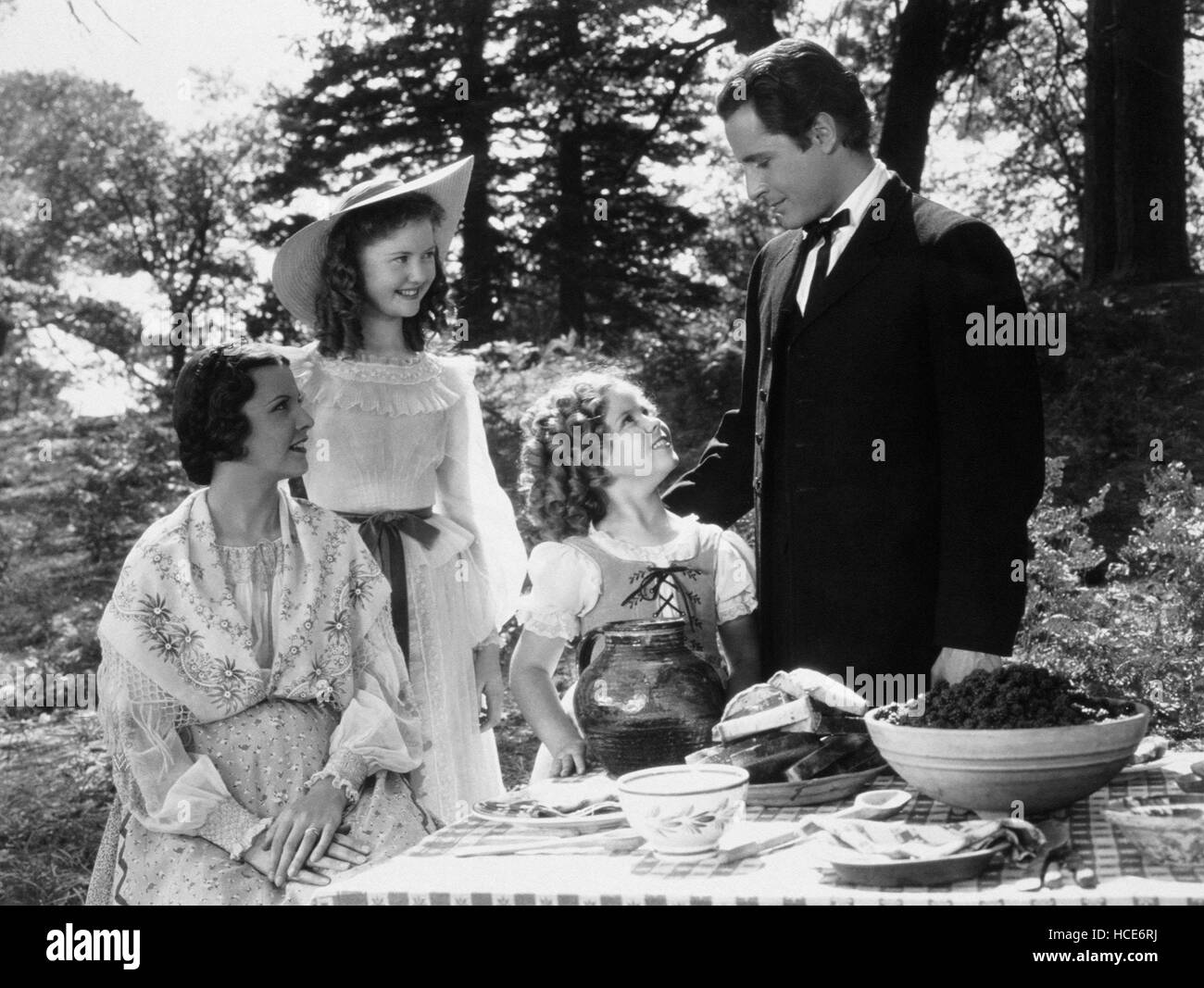 Pauline Moore Heidi Kerry Katona Looks Radiant In Black Off The