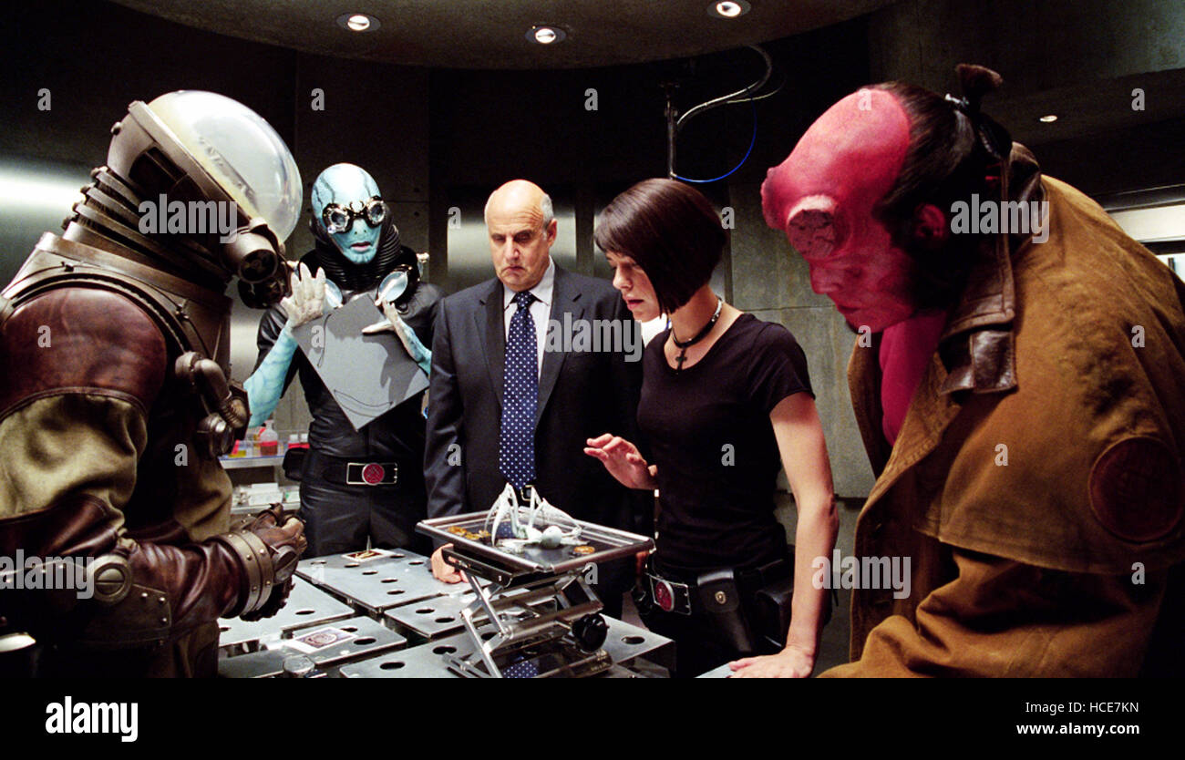 HELLBOY II: THE GOLDEN ARMY, (aka HELLBOY 2), Doug Jones (second from ...