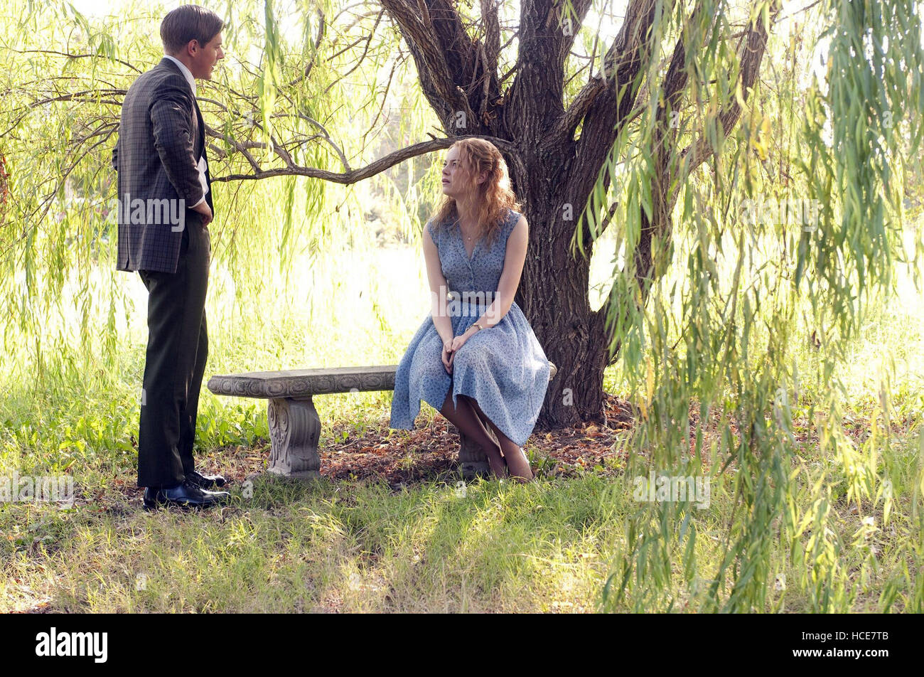 THE HELP, l-r: Chris Lowell, Emma Stone, 2011, ph: Dale Robinette/©Walt ...