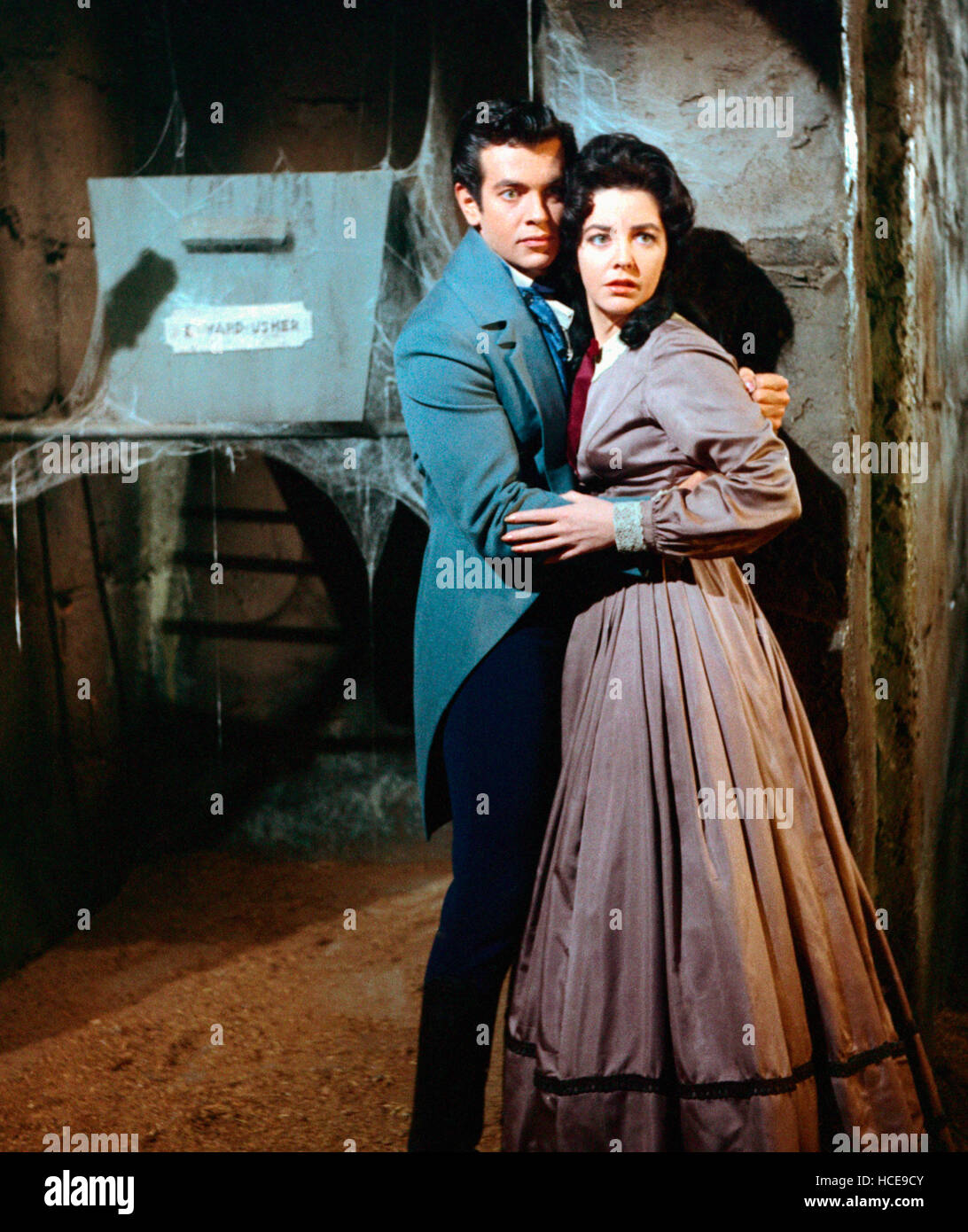 HOUSE OF USHER, Mark Damon, Myrna Fahey, 1960 Stock Photo - Alamy