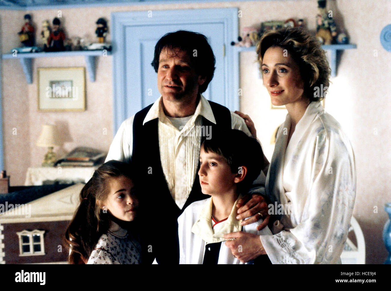 HOOK, Robin Williams, Amber Scott, Charlie Korsmo, Caroline Goodall ...