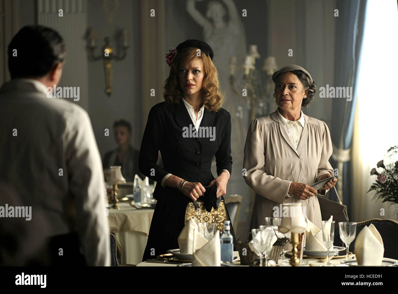 HILDE, from left: Heike Makatsch as Hildegard Knef, Monica Bleibtreu ...