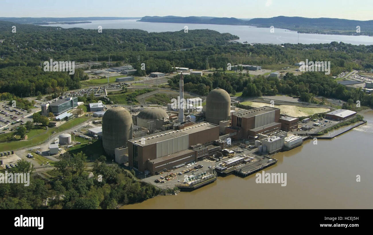 INDIAN POINT, aerial view of Indian Point nuclear power plant, Buchanan ...