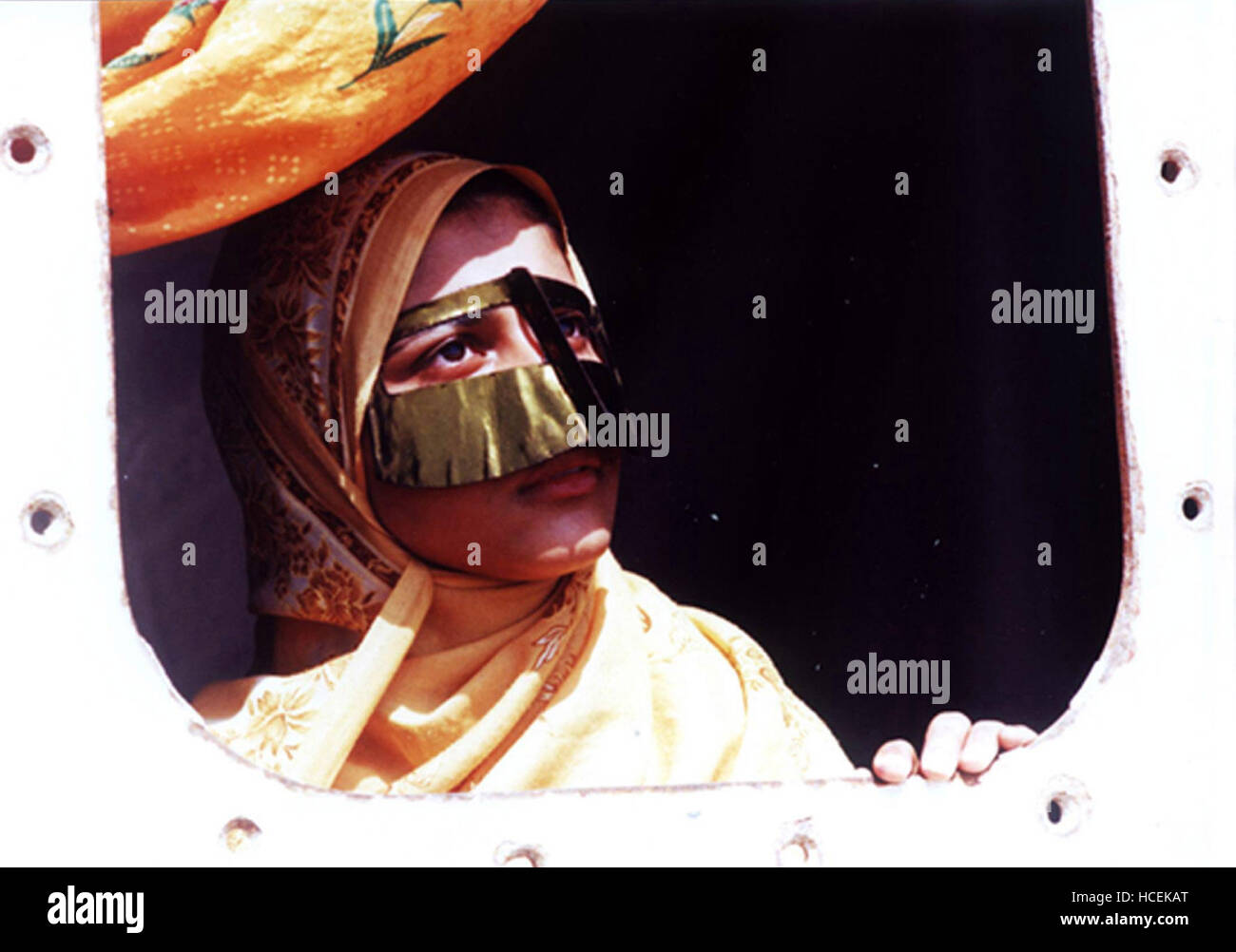 IRON ISLAND, (aka JAZIREH AHANI), Neda Pakdaman, 2005. ©Kino ...