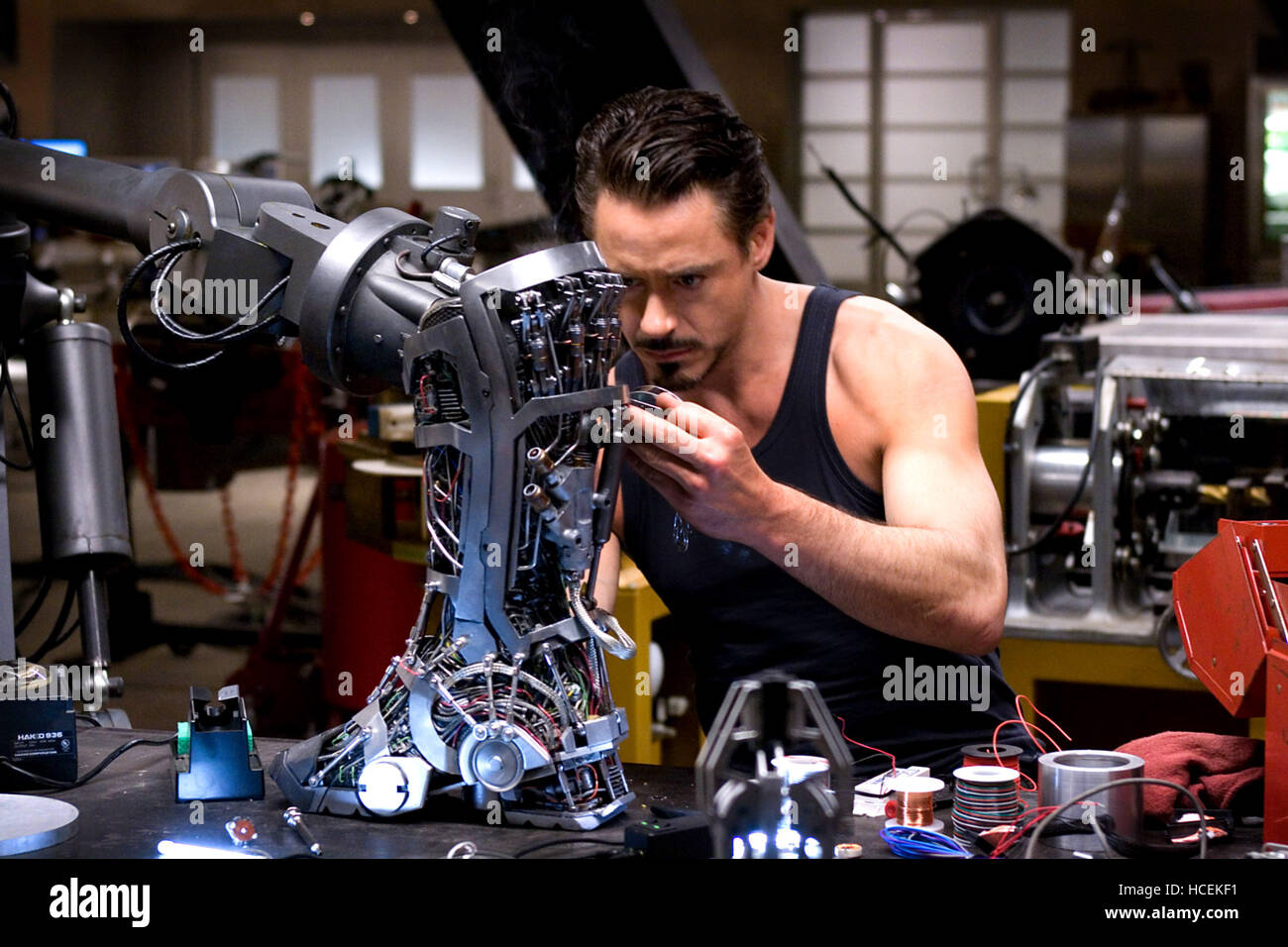 IRON MAN, Robert Downey Jr., 2008. ©Paramount/Courtesy Everett ...