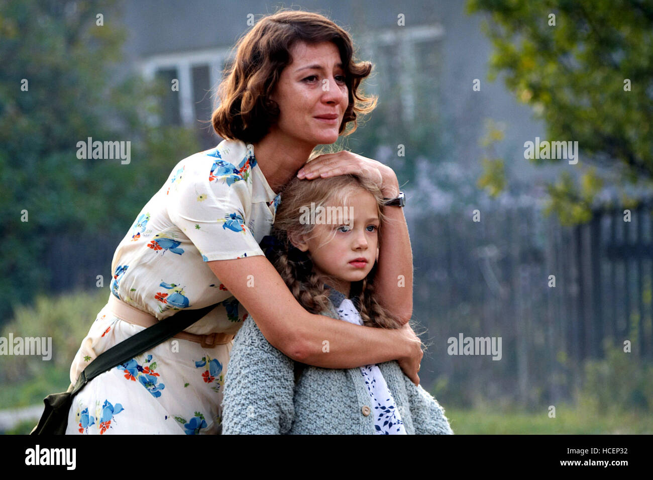 KATYN, from left: Maja Ostaszewska, Wiktoria Gasiewska, 2007. ©Koch ...