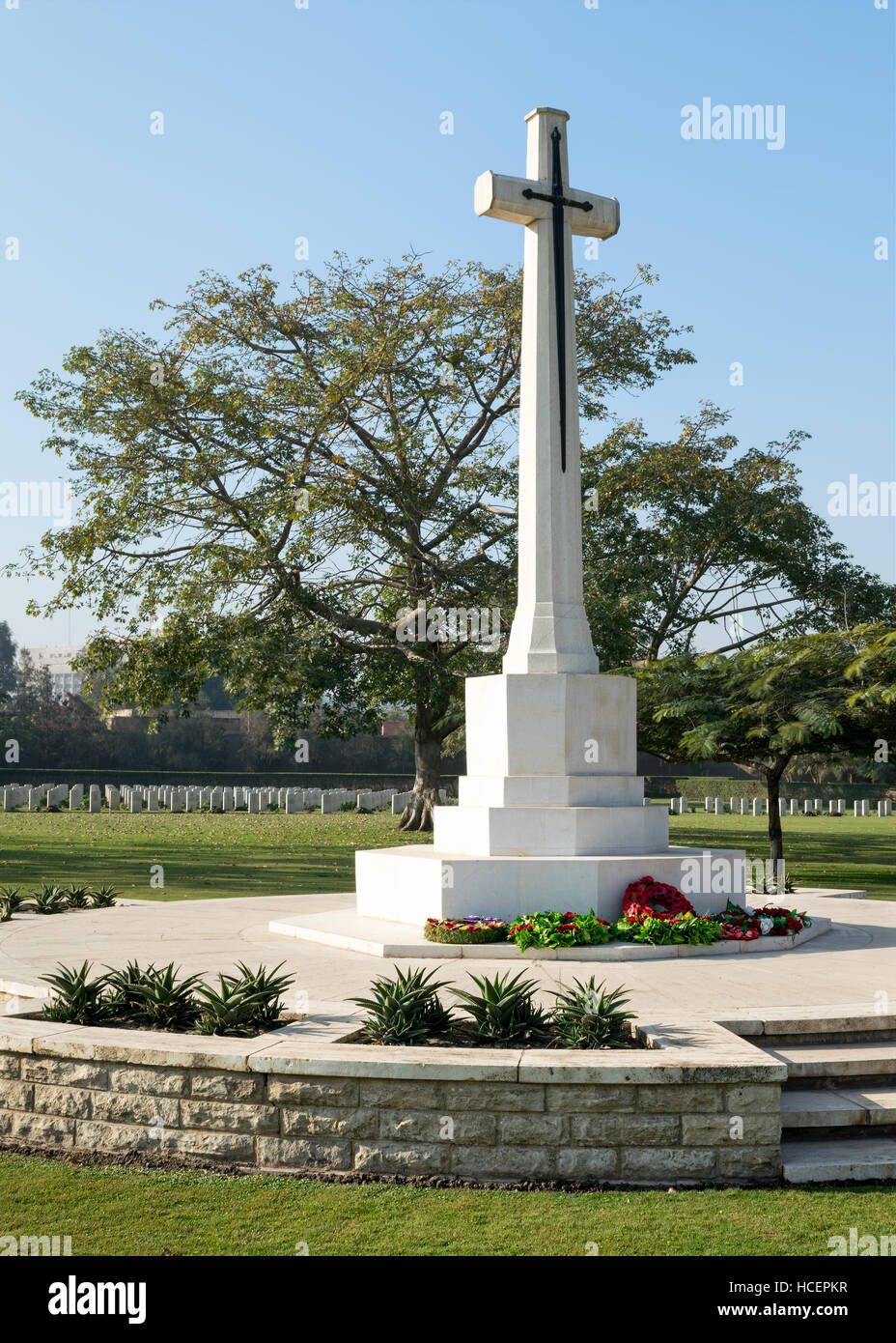 The Cross of Sacrifice memorial at the Heliopolis Commonwealth War ...