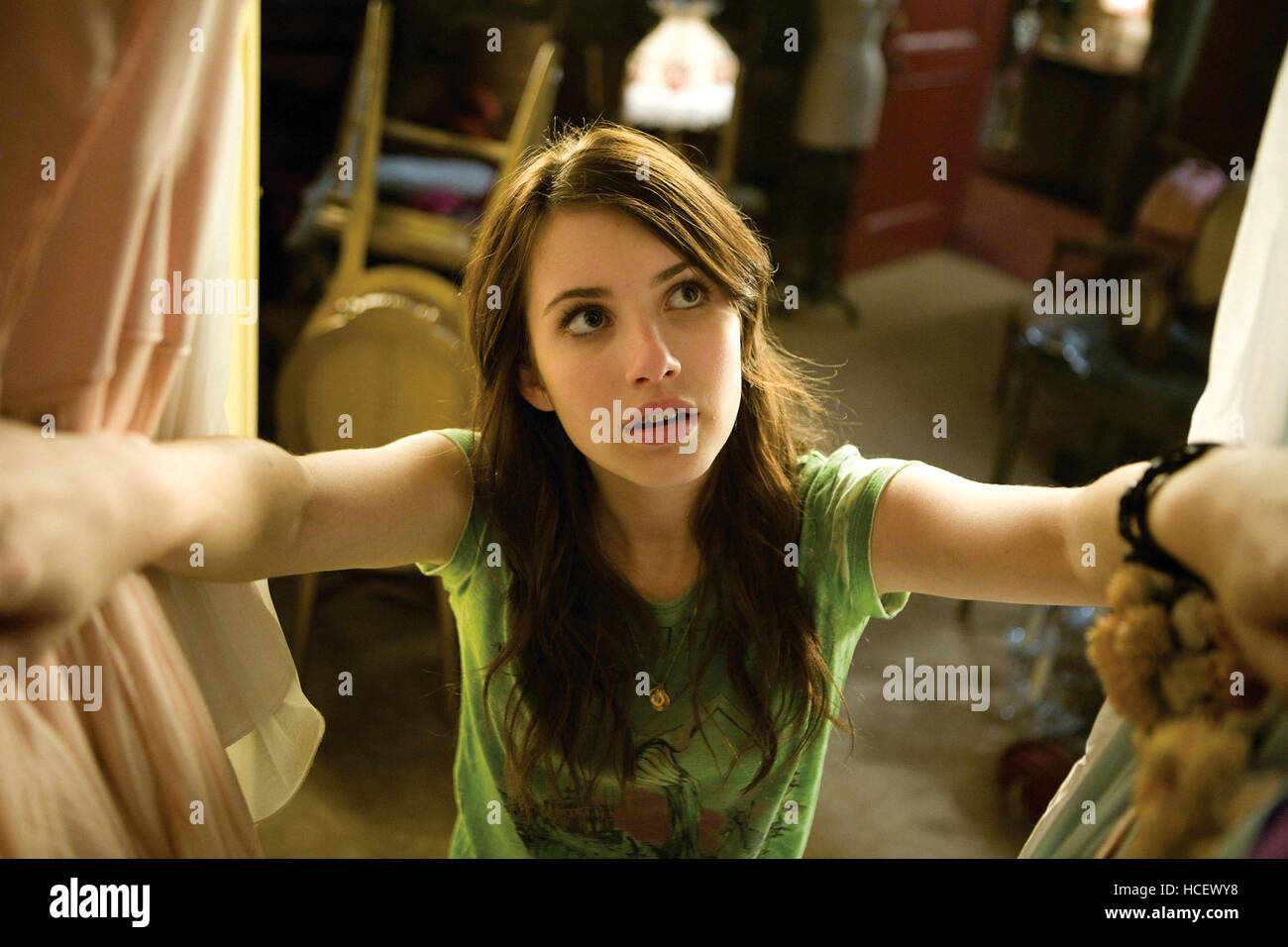 HOTEL FOR DOGS, Emma Roberts, 2008. ©DreamWorks/courtesy Everett ...