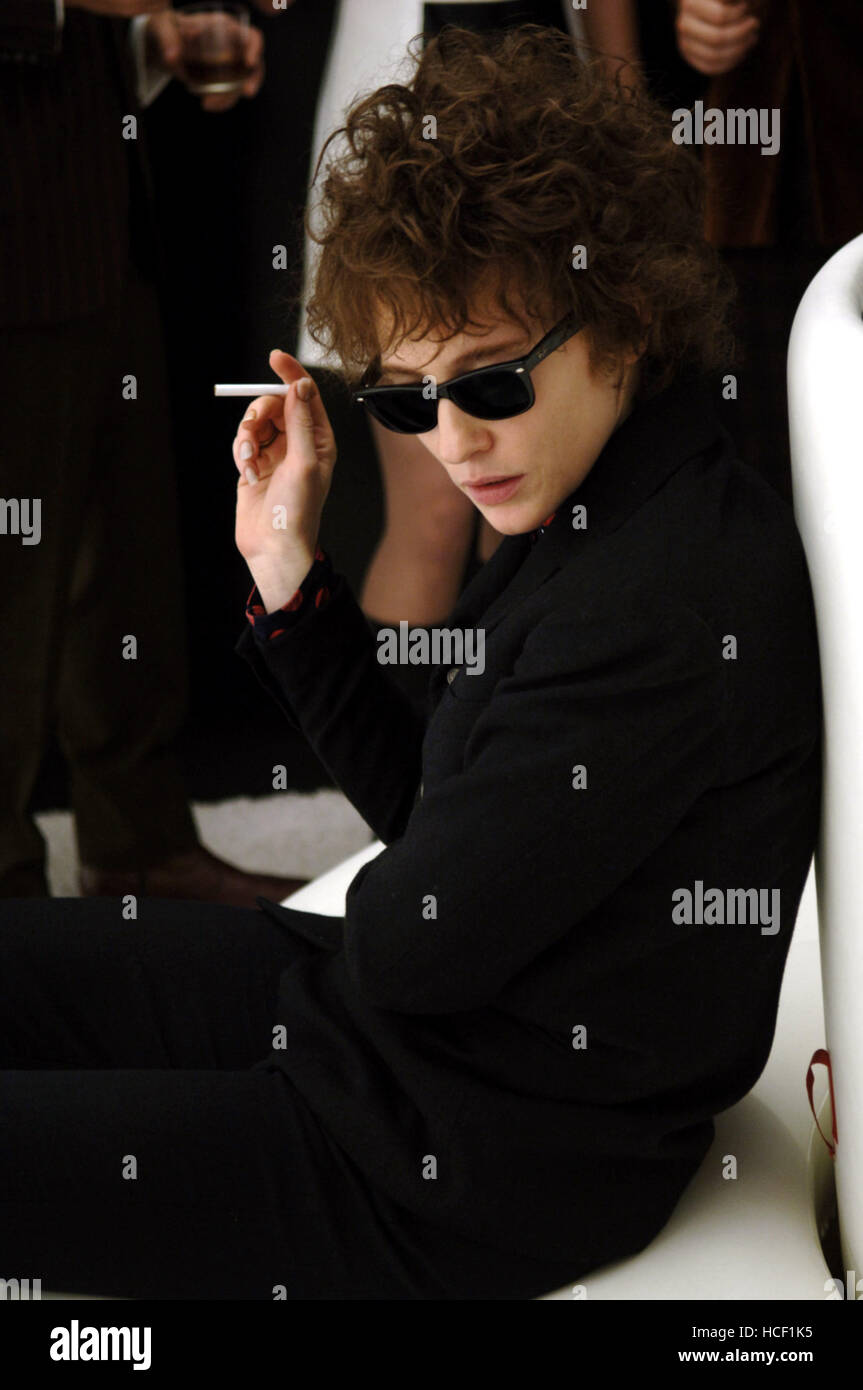 I'M NOT THERE, Cate Blanchett as Bob Dylan, 2007. ©Weinstein Company ...