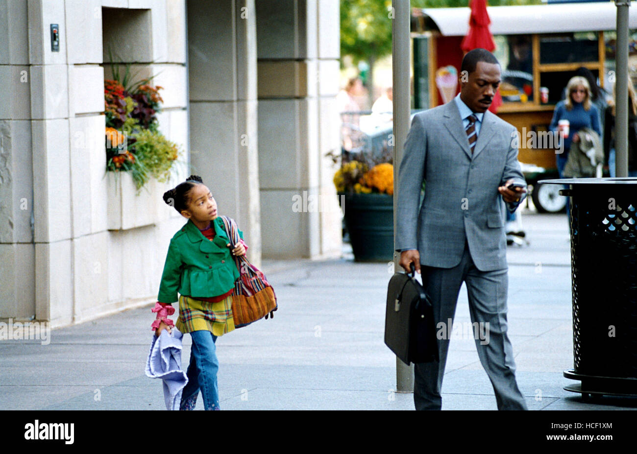 IMAGINE THAT, from left: Yara Shahidi, Eddie Murphy, 2009. Ph: Bruce ...