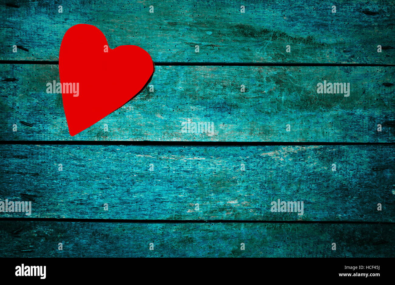 wooden texture with heart as a background Stock Photo - Alamy