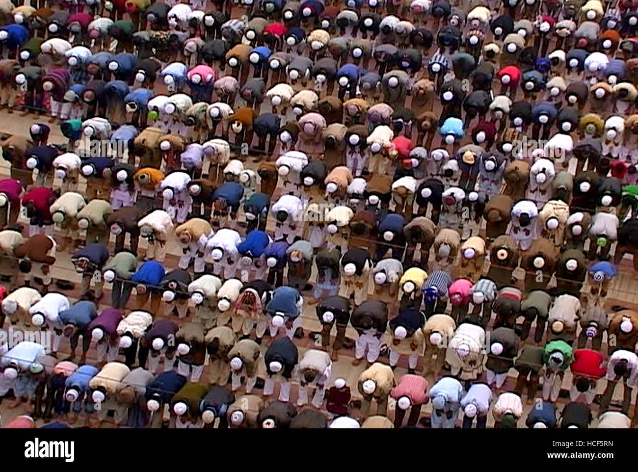 A JIHAD FOR LOVE, Friday prayers at the Jama Masjid in Delhi, India ...