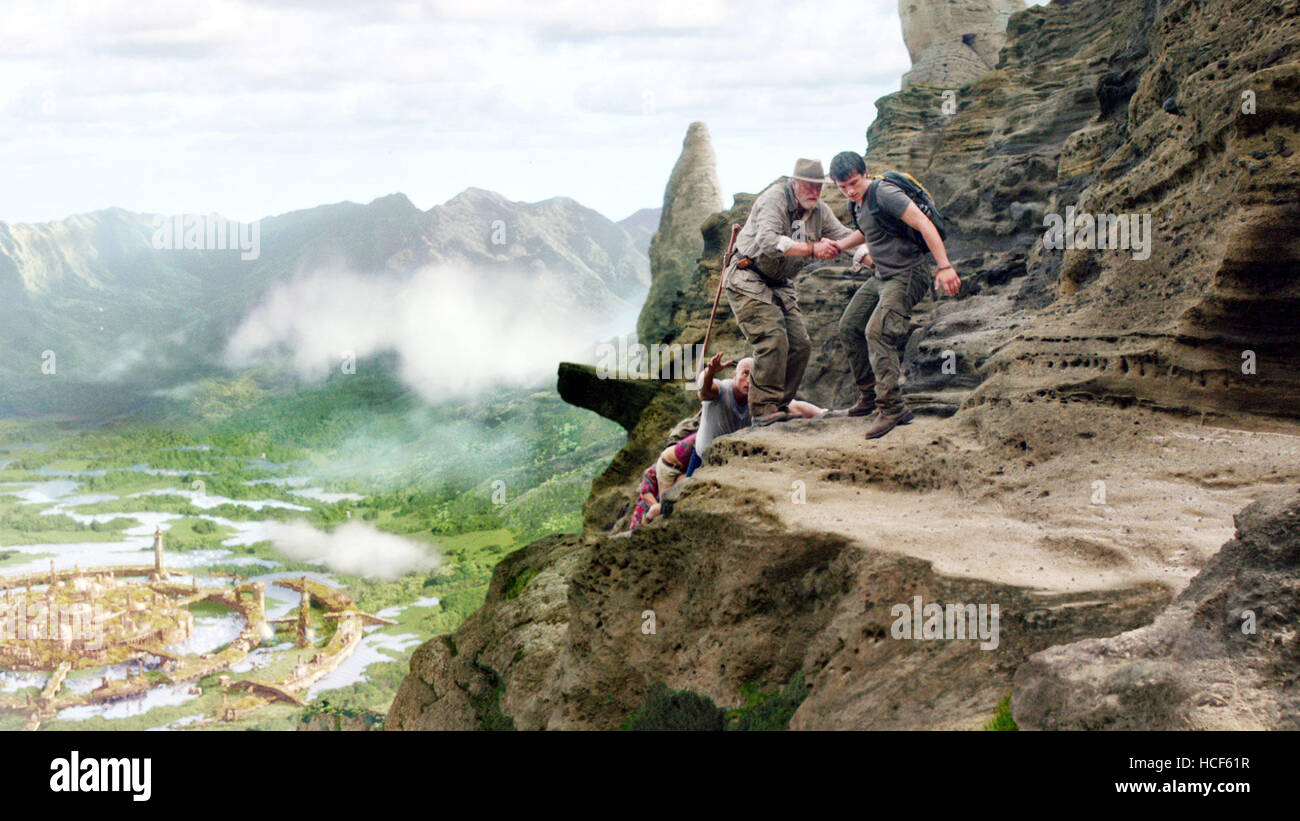 JOURNEY 2: THE MYSTERIOUS ISLAND, from left: Dwayne Johnson, Michael ...