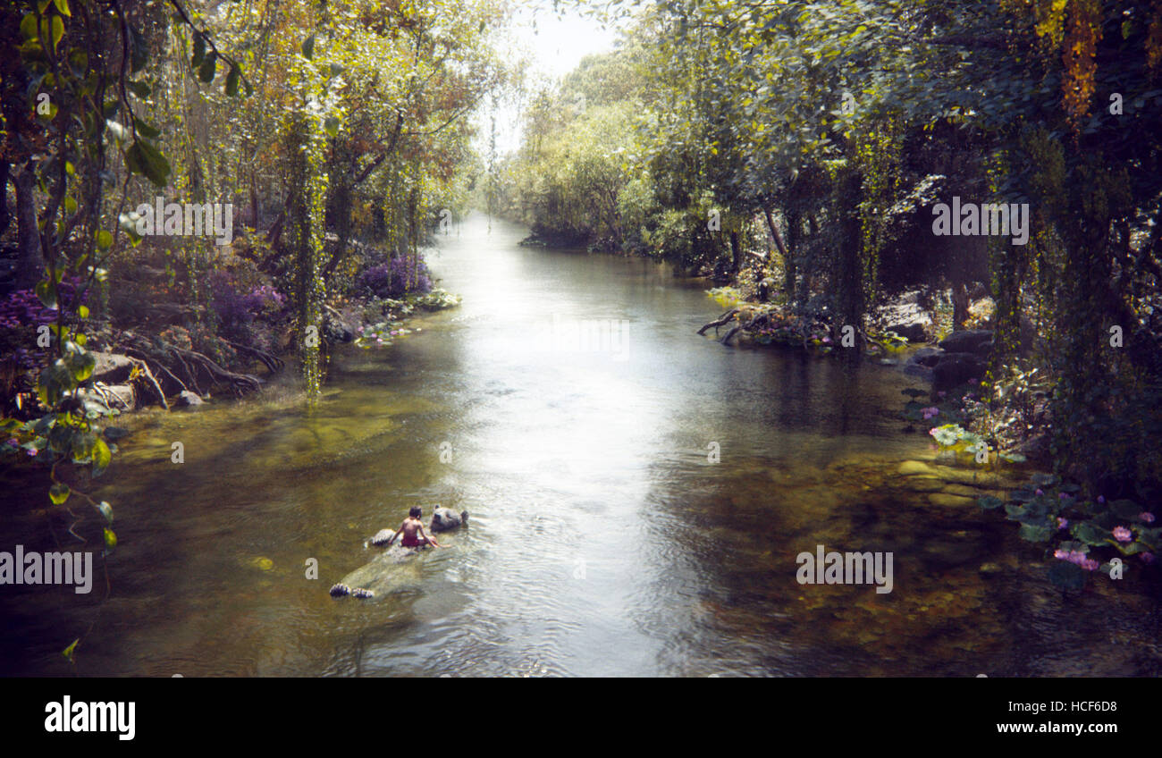 THE JUNGLE BOOK, from left: Neel Sethi, Baloo (voice: Bill Murray ...