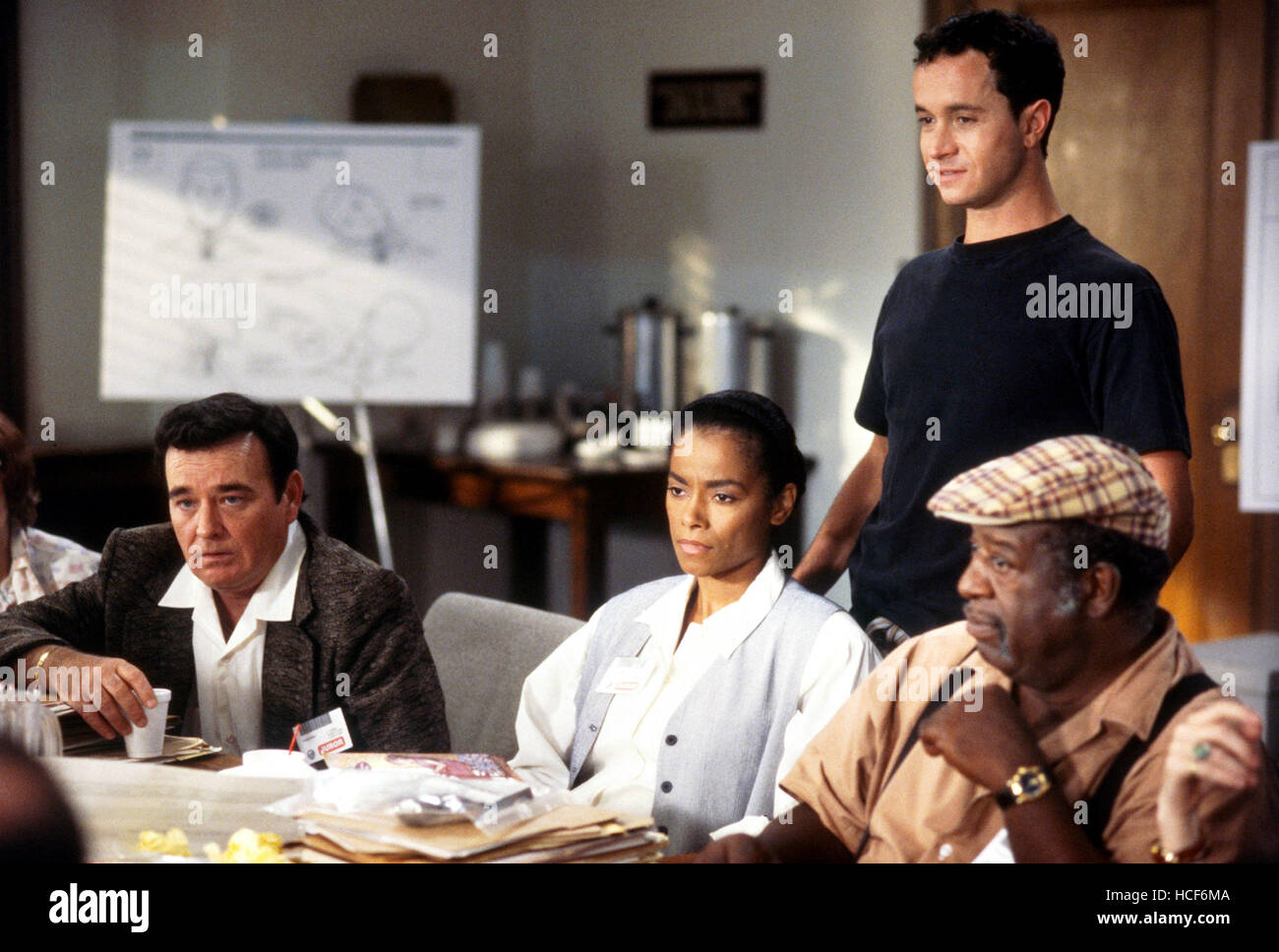 JURY DUTY, Brian Doyle-Murray, Alex Datcher, Pauly Shore, Ernie Lee ...