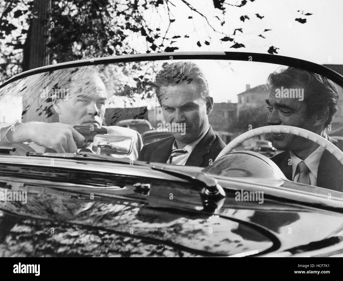KISS ME DEADLY, from left: Jack Lambert, Ralph Meeker, Jack Elam, 1955 ...
