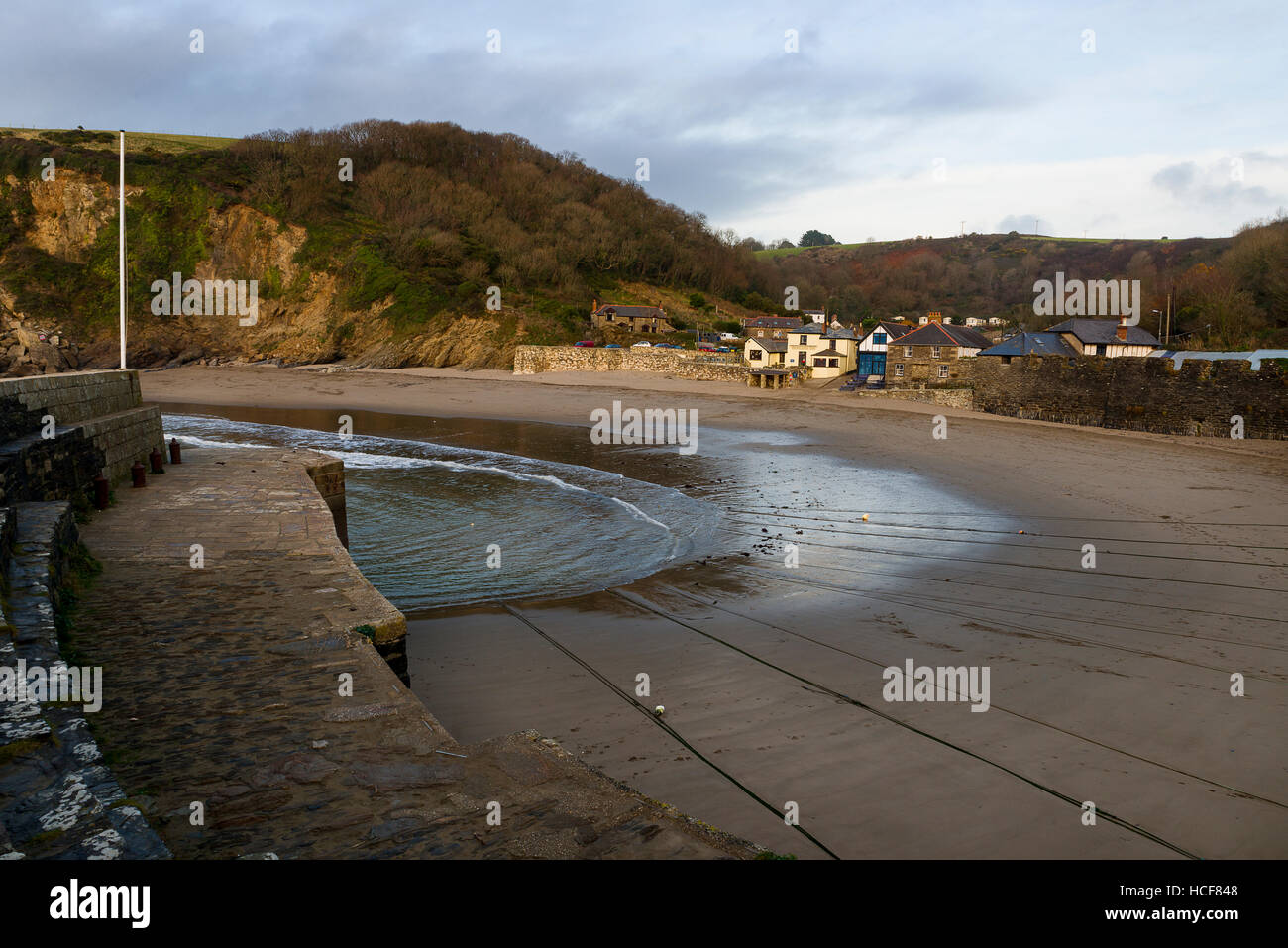 Slow shutter speed used hi-res stock photography and images - Alamy