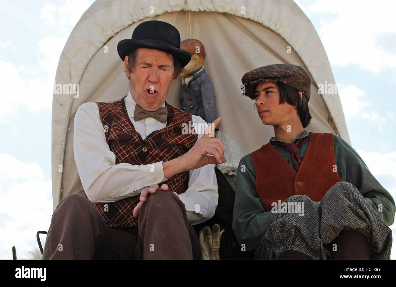 KILL OR BE KILLED, from left: Edwin Neal, Bridger Zadina, 2015. /© RLJ ...