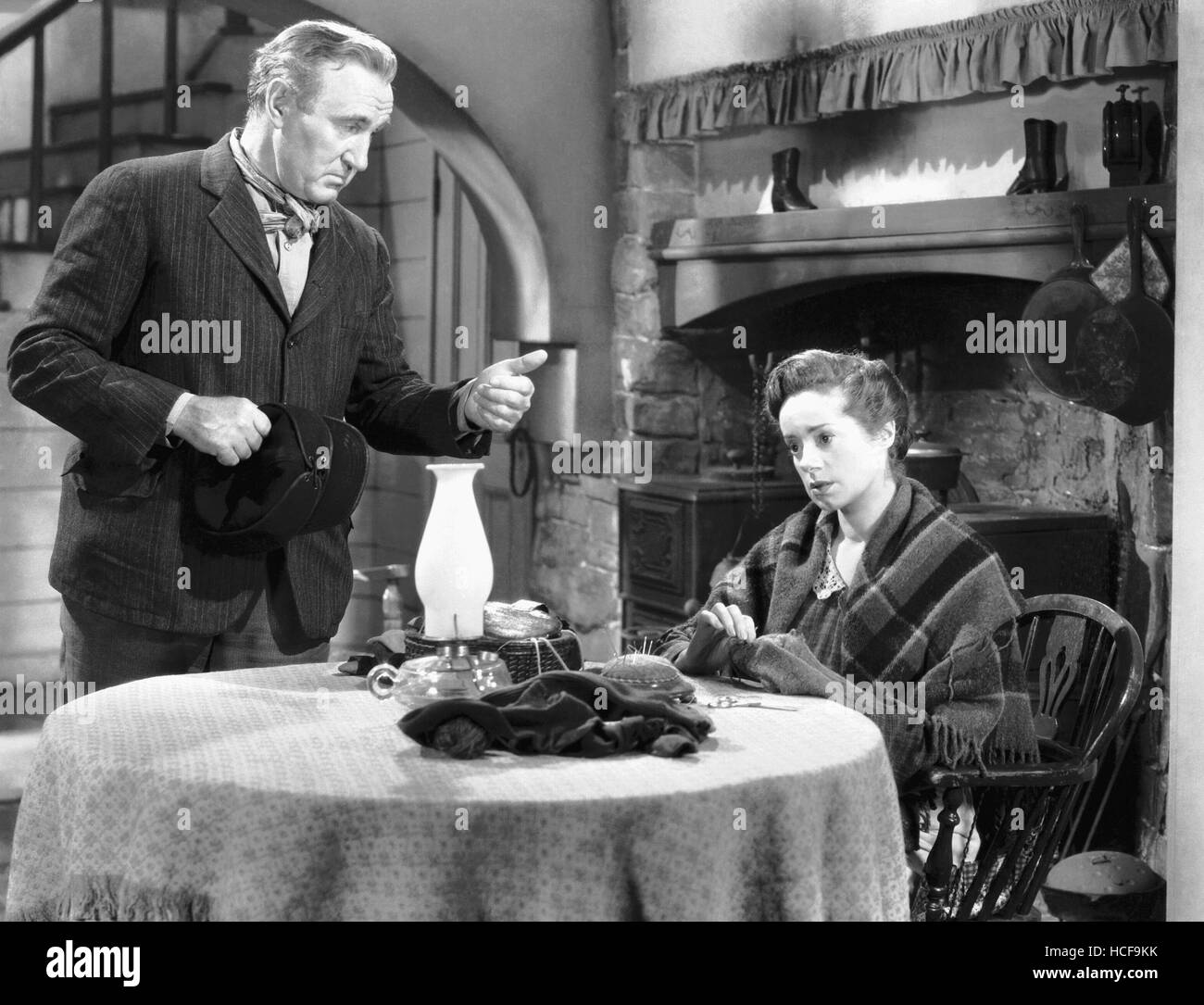 LASSIE COME HOME, Donald Crisp, Elsa Lanchester, 1943 Stock Photo - Alamy