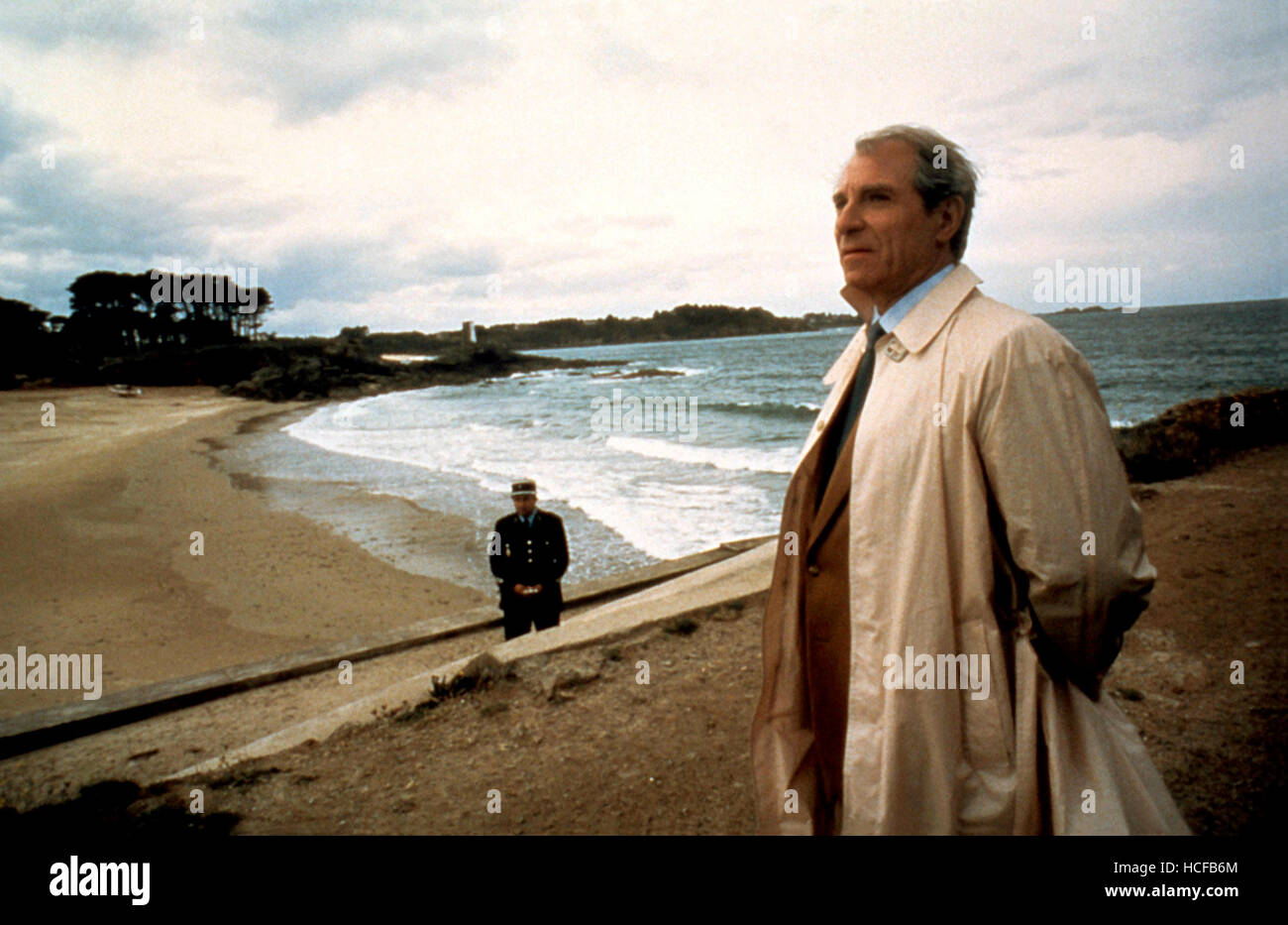 INSPECTEUR LAVARDIN, Jean Poiret (right), 1986. ©MK2 Diffusion/courtesy ...