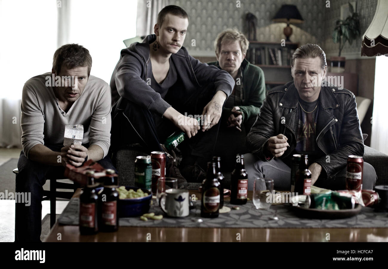 JACKPOT, (aka ARME RIDDERE), from left: Kyrre Hellum, Arthur Berning ...