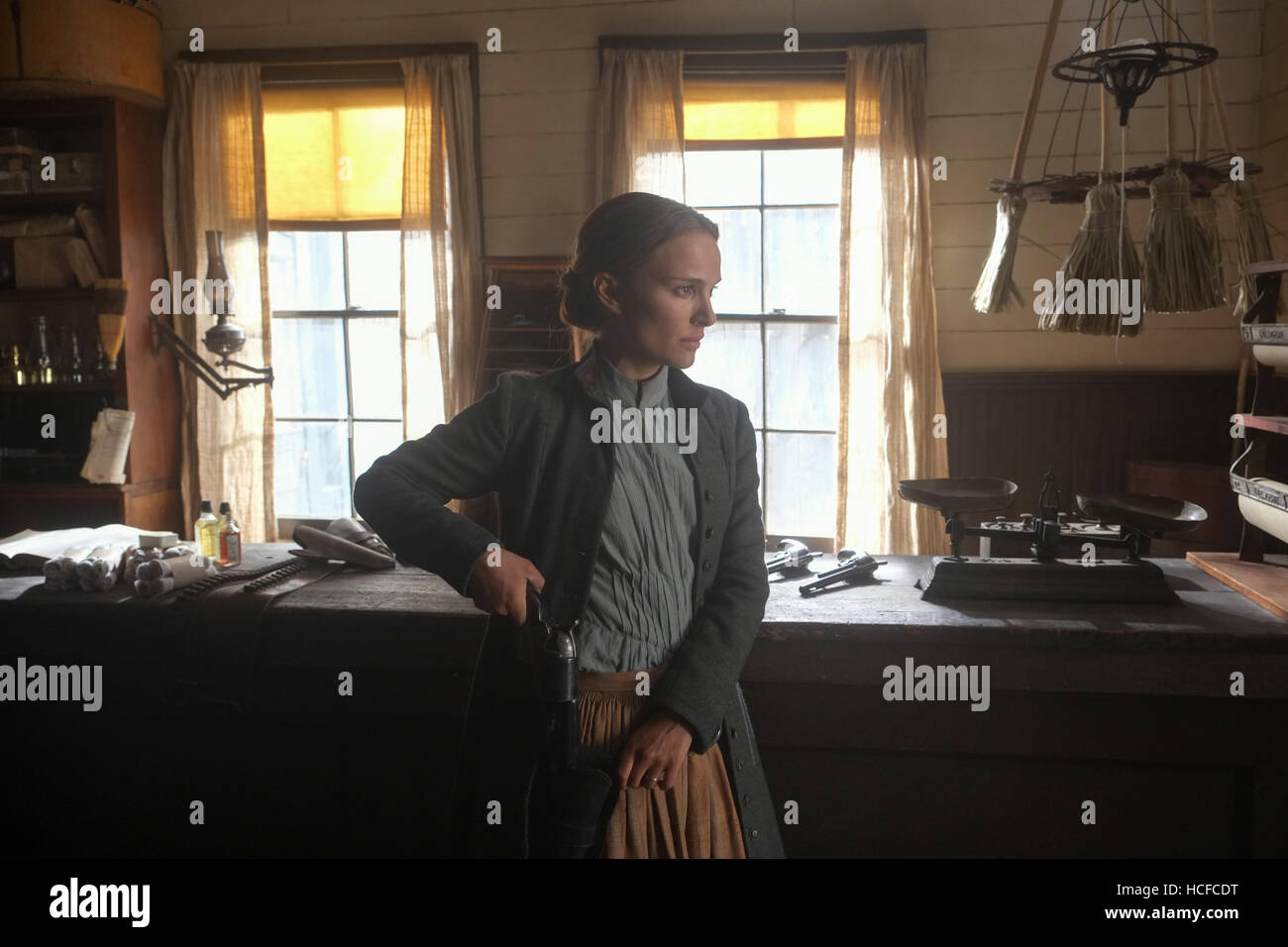 JANE GOT A GUN, Natalie Portman, 2016. © The Weinstein Company ...