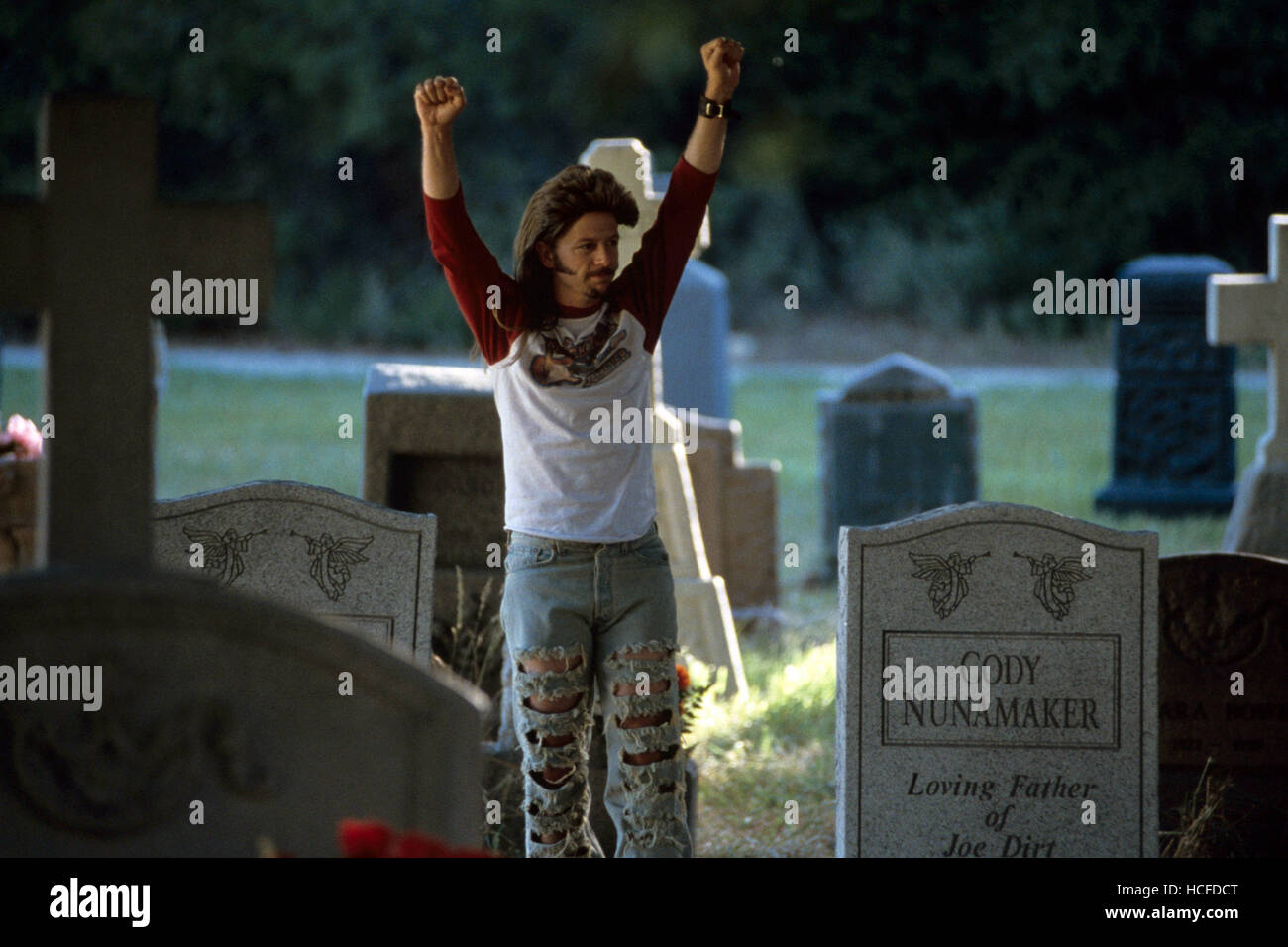 JOE DIRT, David Spade, 2001. ©Columbia Pictures/Courtesy Everett ...