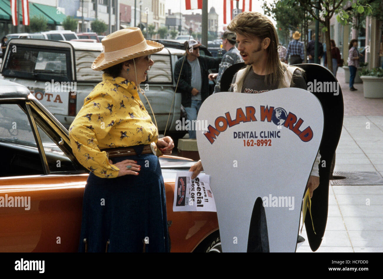 JOE DIRT, Angela Paton, David Spade, 2001. ©Columbia Pictures/Courtesy ...