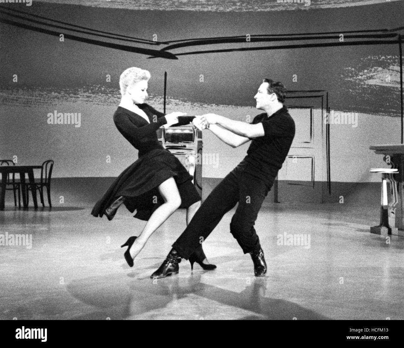 LES GIRLS, from left: Mitzi Gaynor, Gene Kelly, 1957 Stock Photo - Alamy