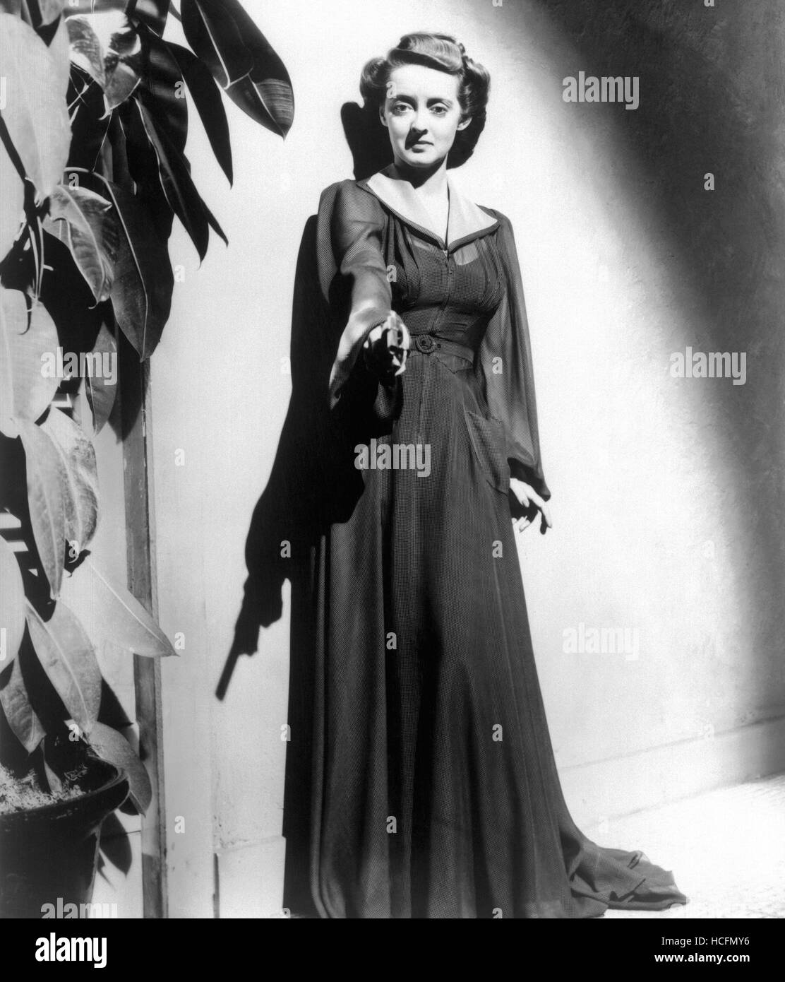 THE LETTER, Bette Davis, 1940 Stock Photo - Alamy