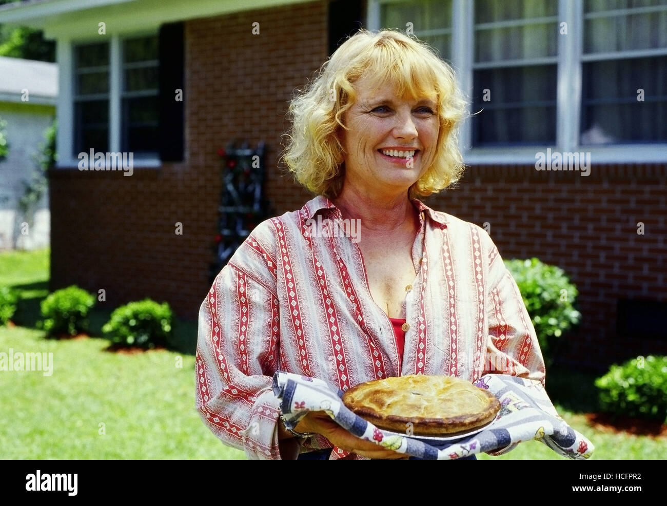 LOGGERHEADS, Tess Harper, 2005. ©Strand Releasing/courtesy Everett ...