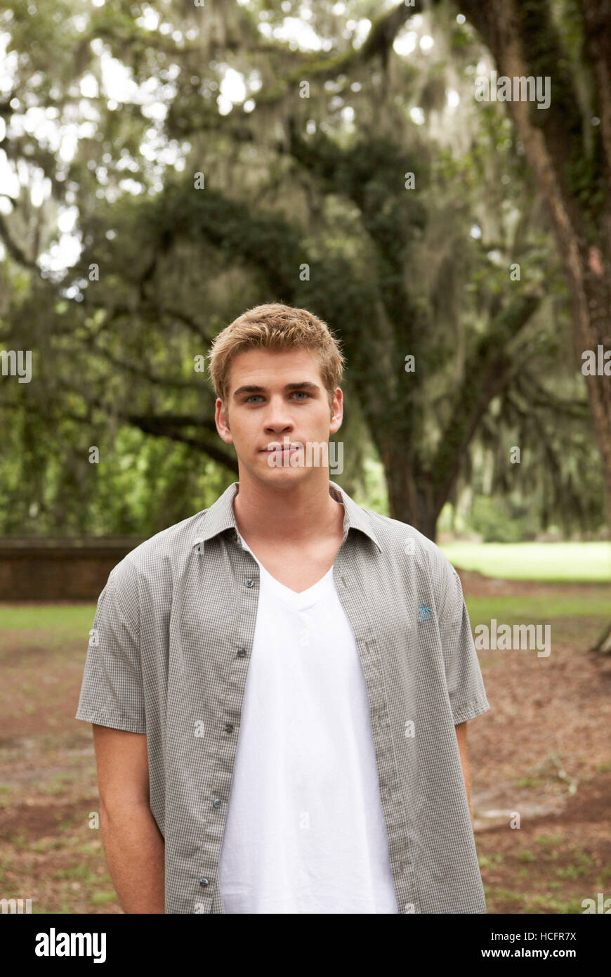 THE LAST SONG, Liam Hemsworth, 2010. Ph: Andrew Eccles/©Walt Disney ...